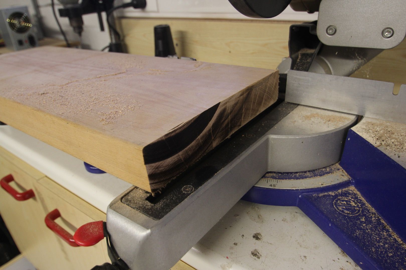 Ventilated Soldering Station : 13 Steps (with Pictures) - Instructables