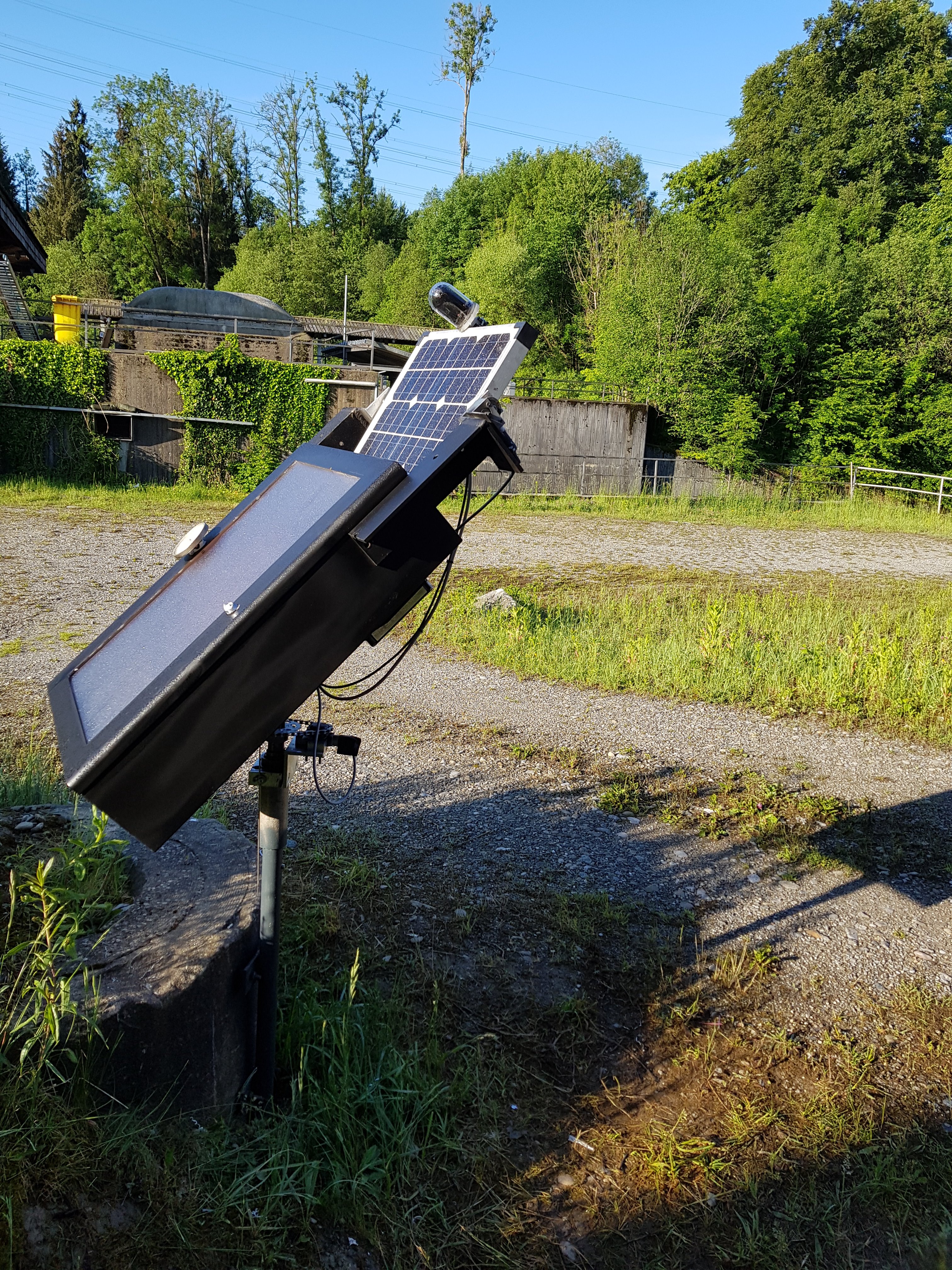 Dual Axis Solar Tracker With Online Energy Monitor : 11 Steps (with ...