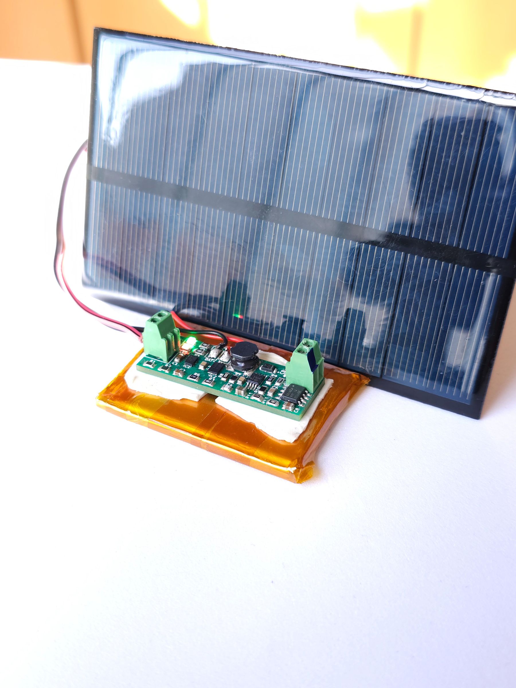 Solar Chager PowerBank - Charge Your Electronics With the Sun : 5 Steps ...