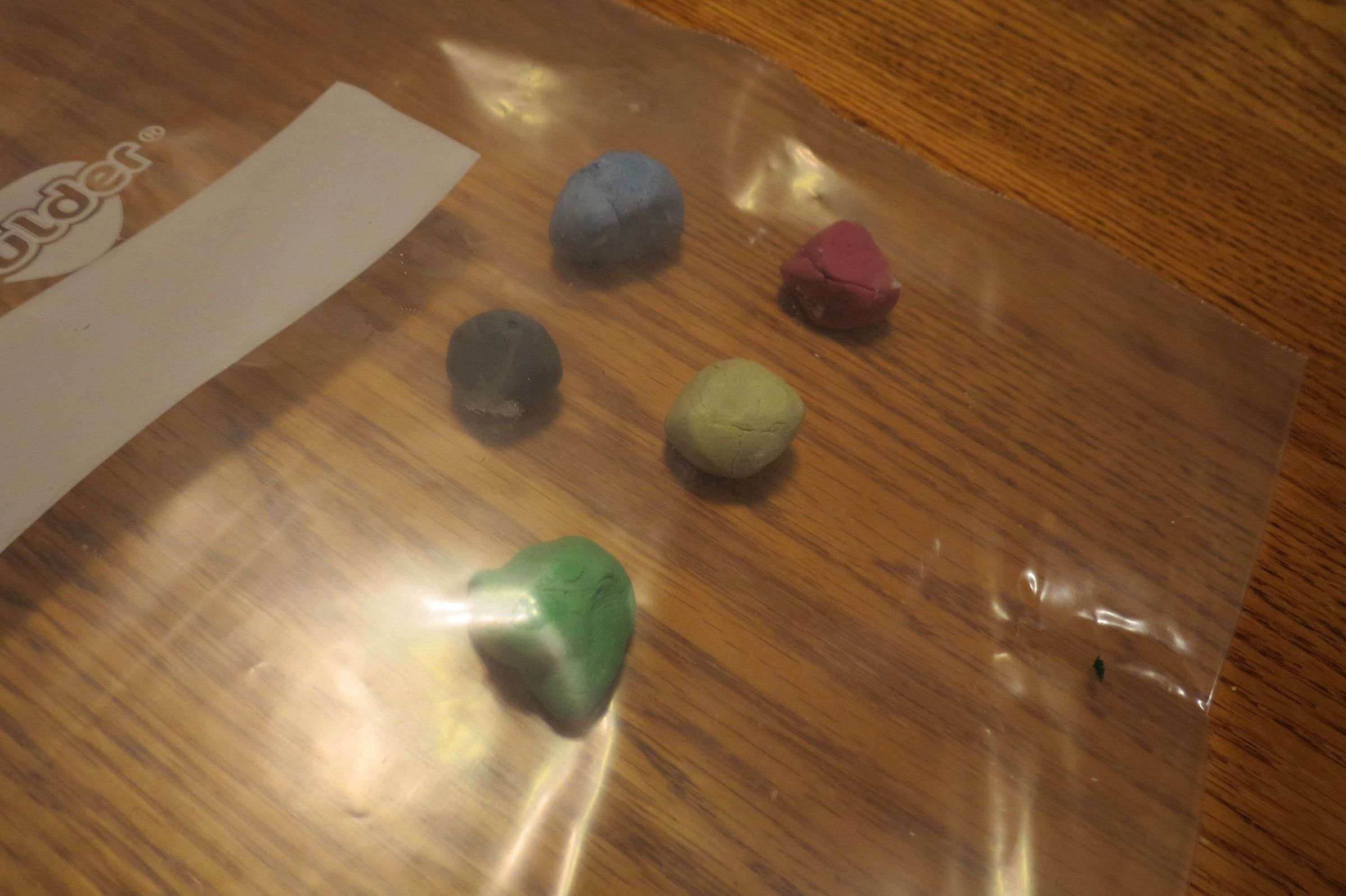 Homemade Sugru IMPROVED : 3 Steps - Instructables