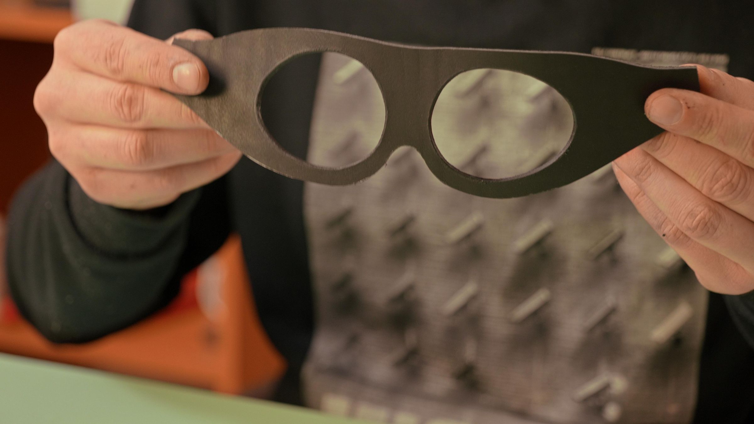 How to Make Leather Goggles With 3D Printed Molds : 16 Steps (with ...