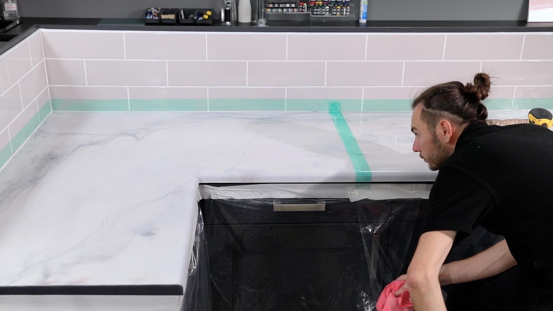 How to Get a Matt or Satin Finish on Epoxy Resin Countertops : 4 Steps ...