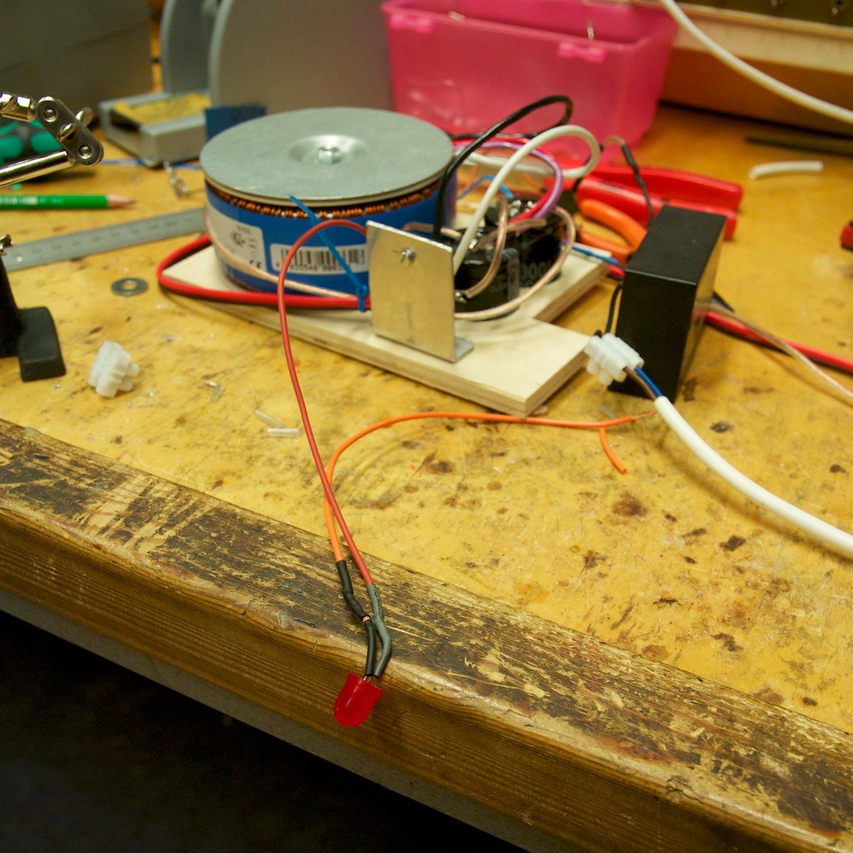 Make Your First Serious Amplifier : 10 Steps (with Pictures ...