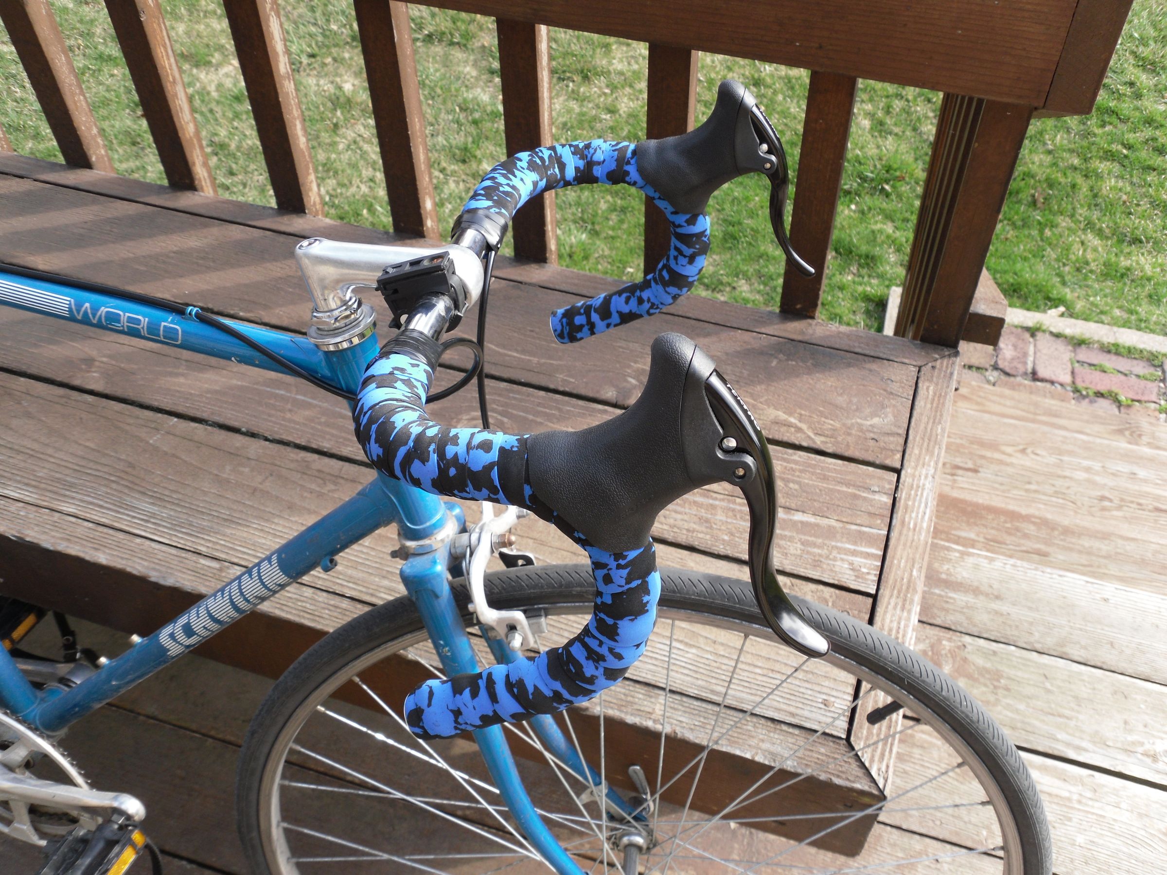 How to Change Road-Style Bicycle Brake Levers : 7 Steps (with Pictures ...