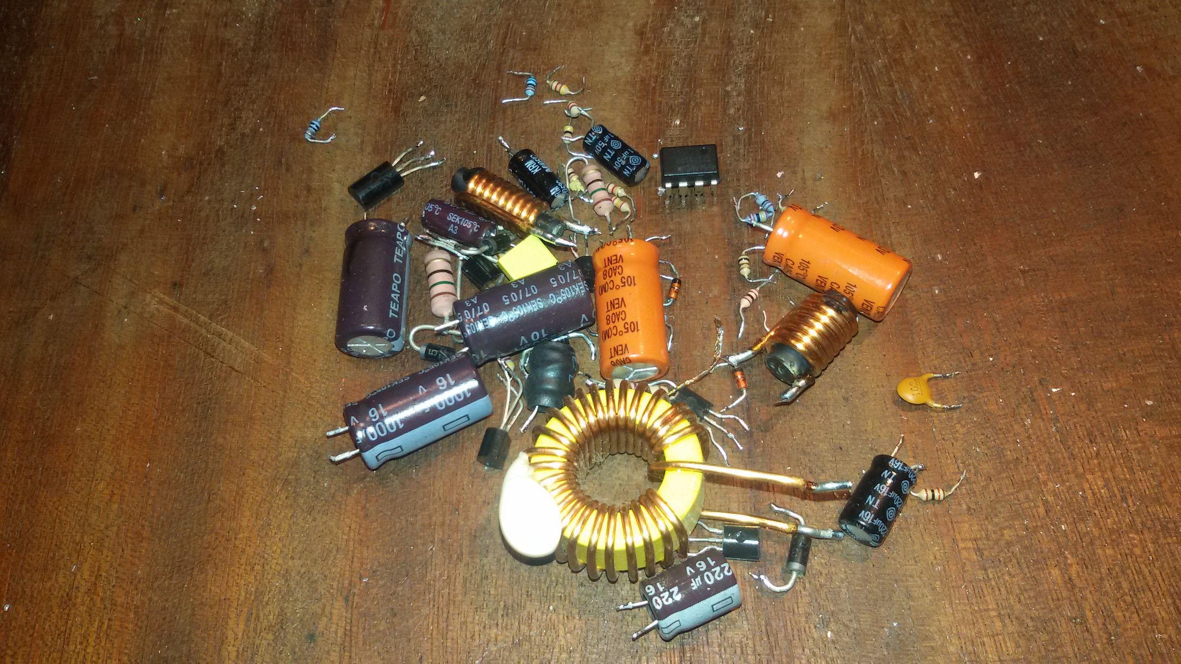 Adjustable High Current Lab SMPS Out of a Standard ATX PS : 17 Steps ...