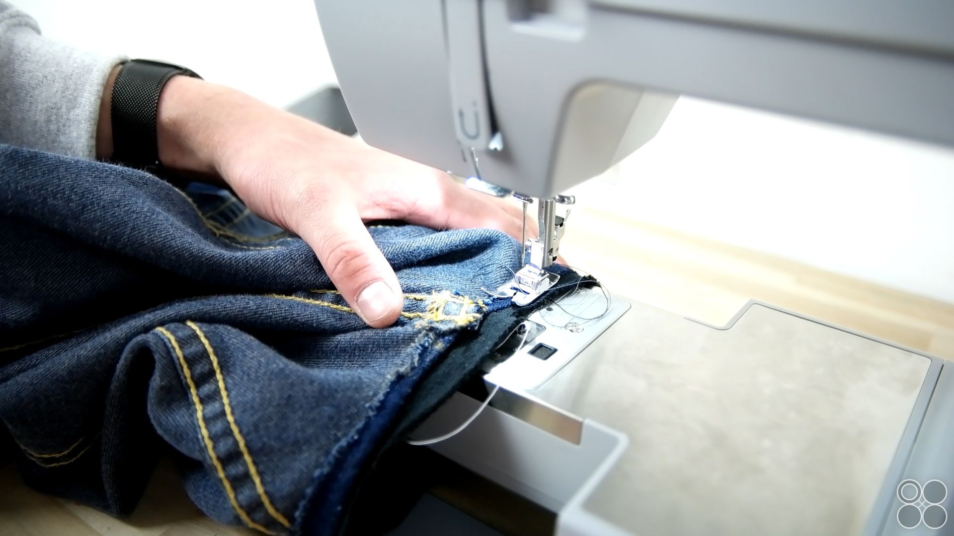 Adding Sleeves and Hood to Denim Jacket : 10 Steps (with Pictures ...