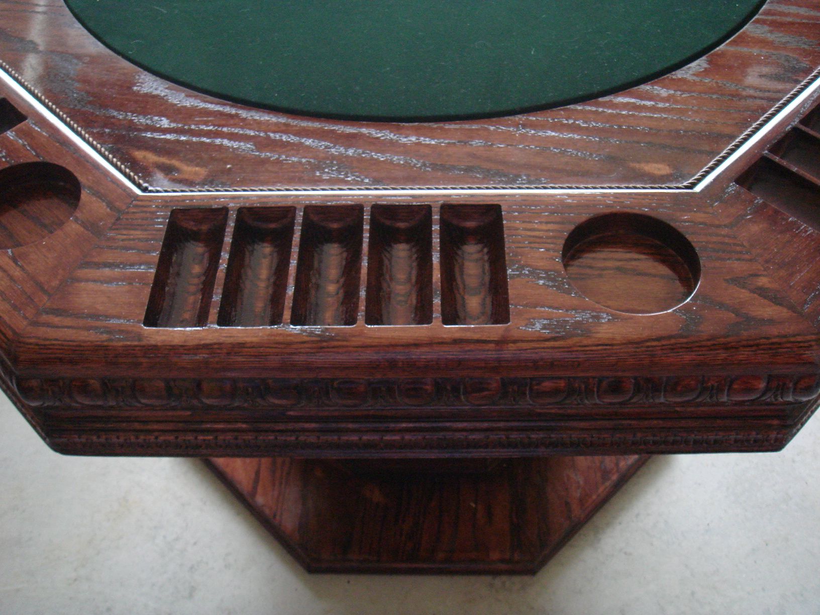 Poker Table : 7 Steps (with Pictures) - Instructables