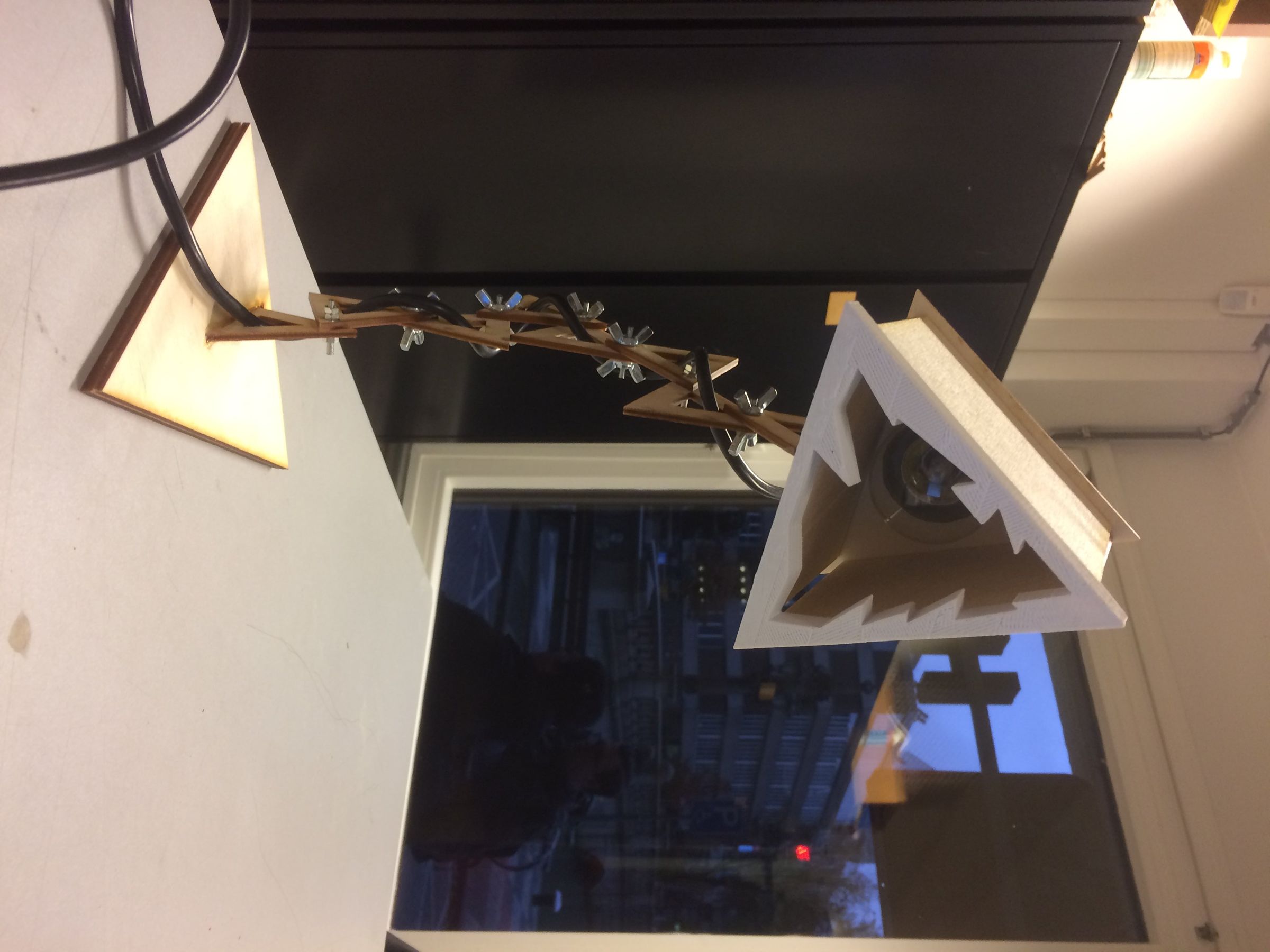 Triangle Desk Lamp : 9 Steps (with Pictures) - Instructables