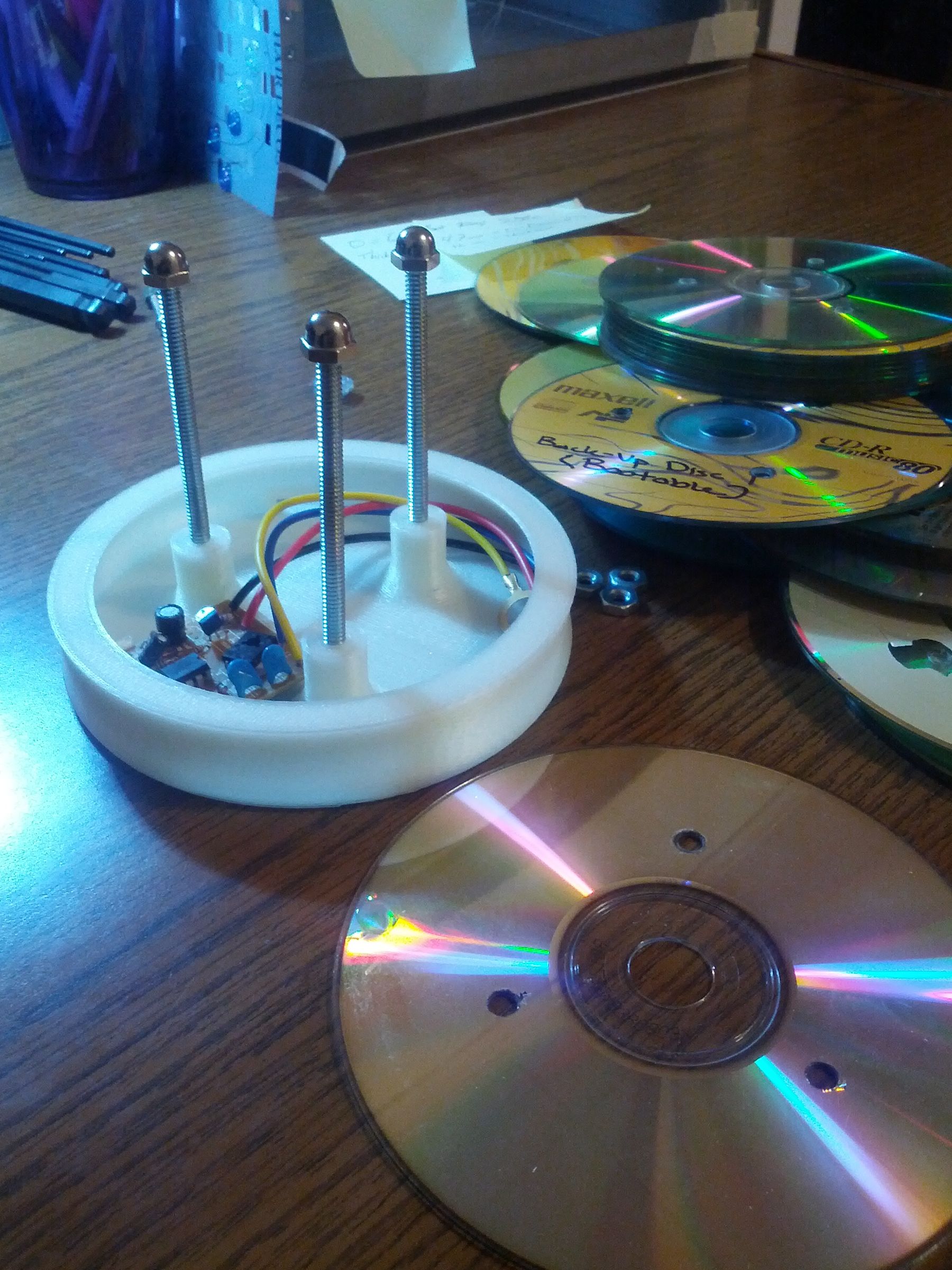 Touch Activated Recycled Glow in the Dark CD Lamp : 5 Steps (with ...