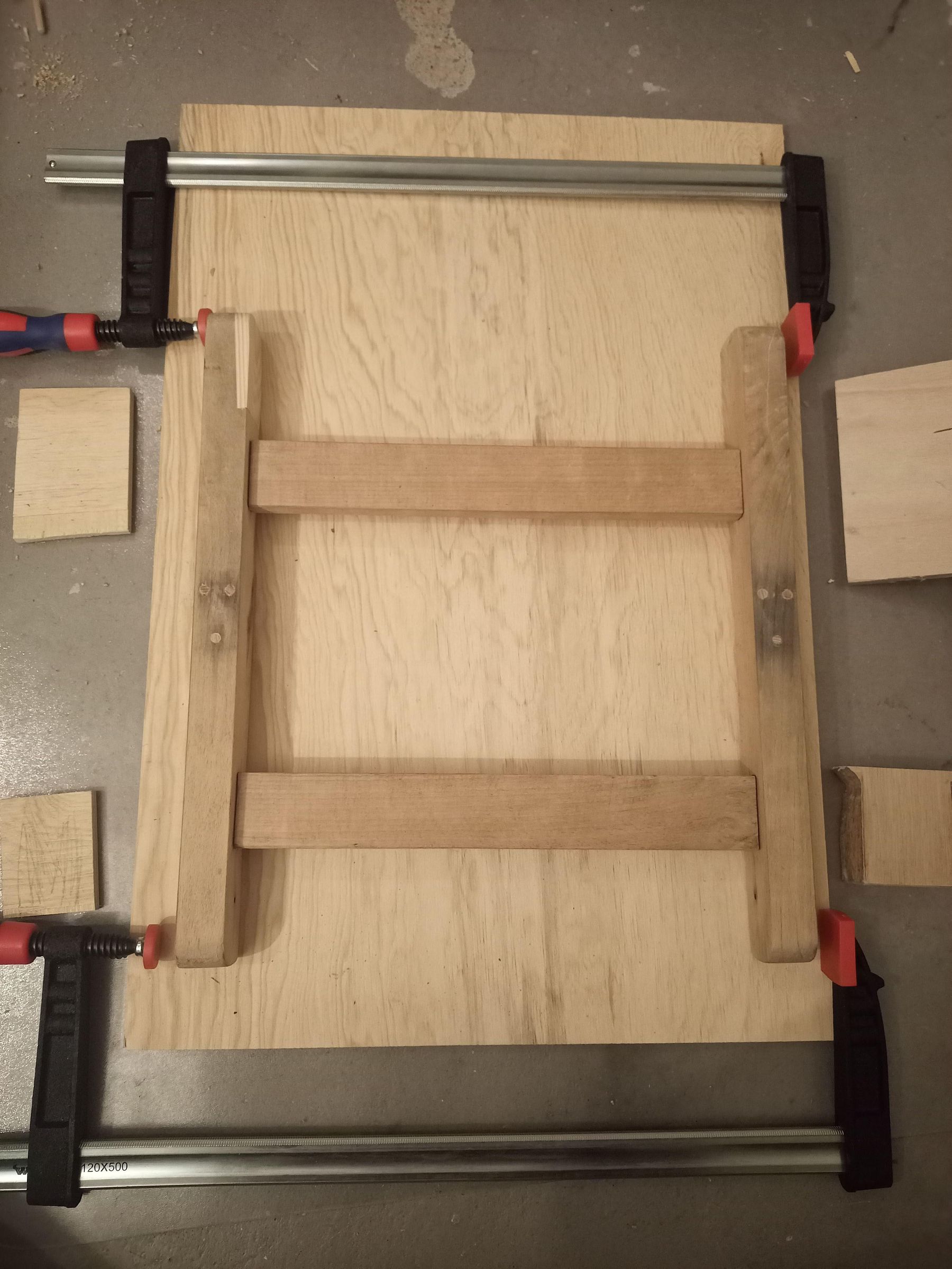 Old Easel Restoration : 21 Steps (with Pictures) - Instructables
