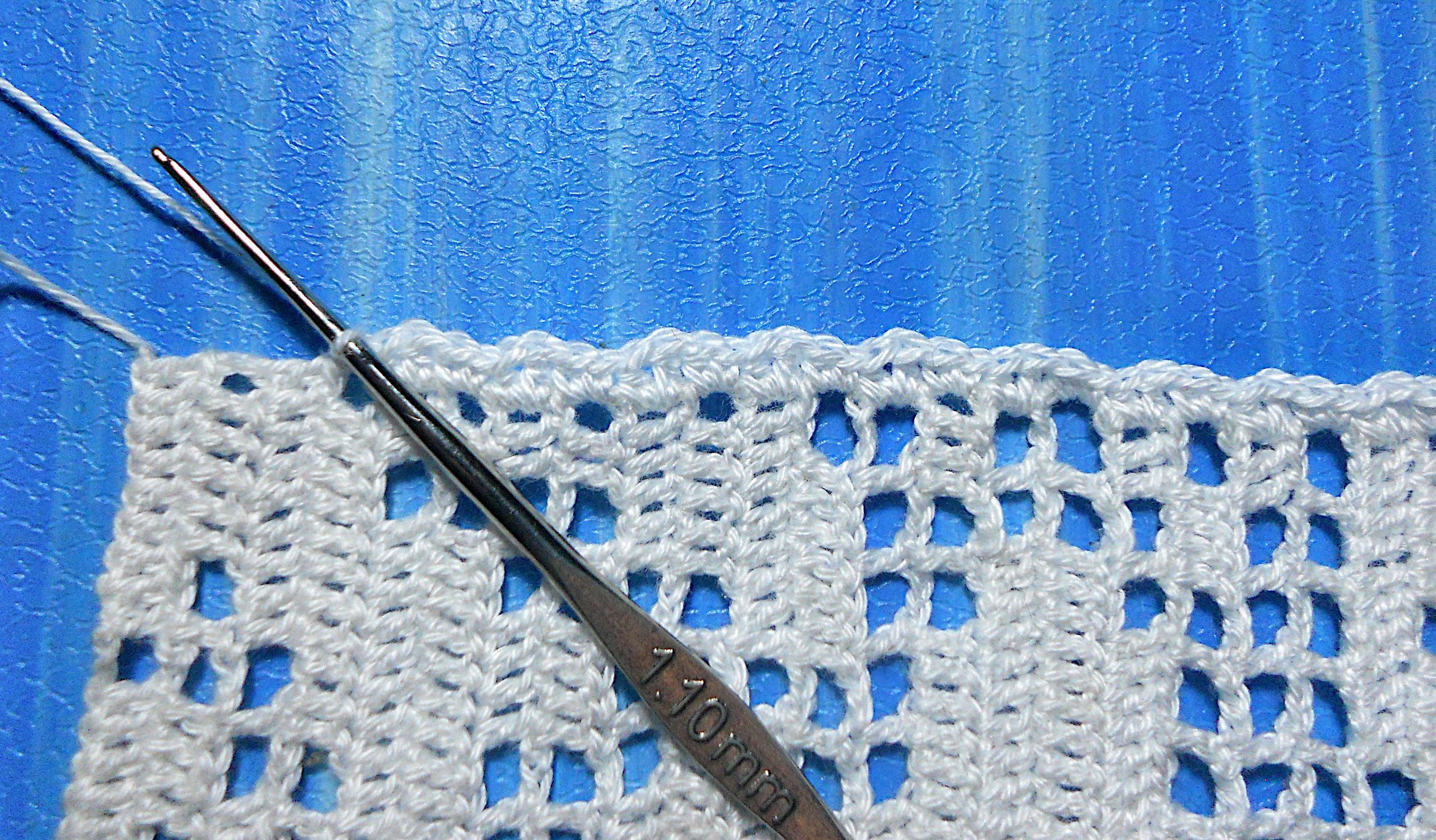 Filet Crochet Bookmark for Kids : 13 Steps (with Pictures) - Instructables