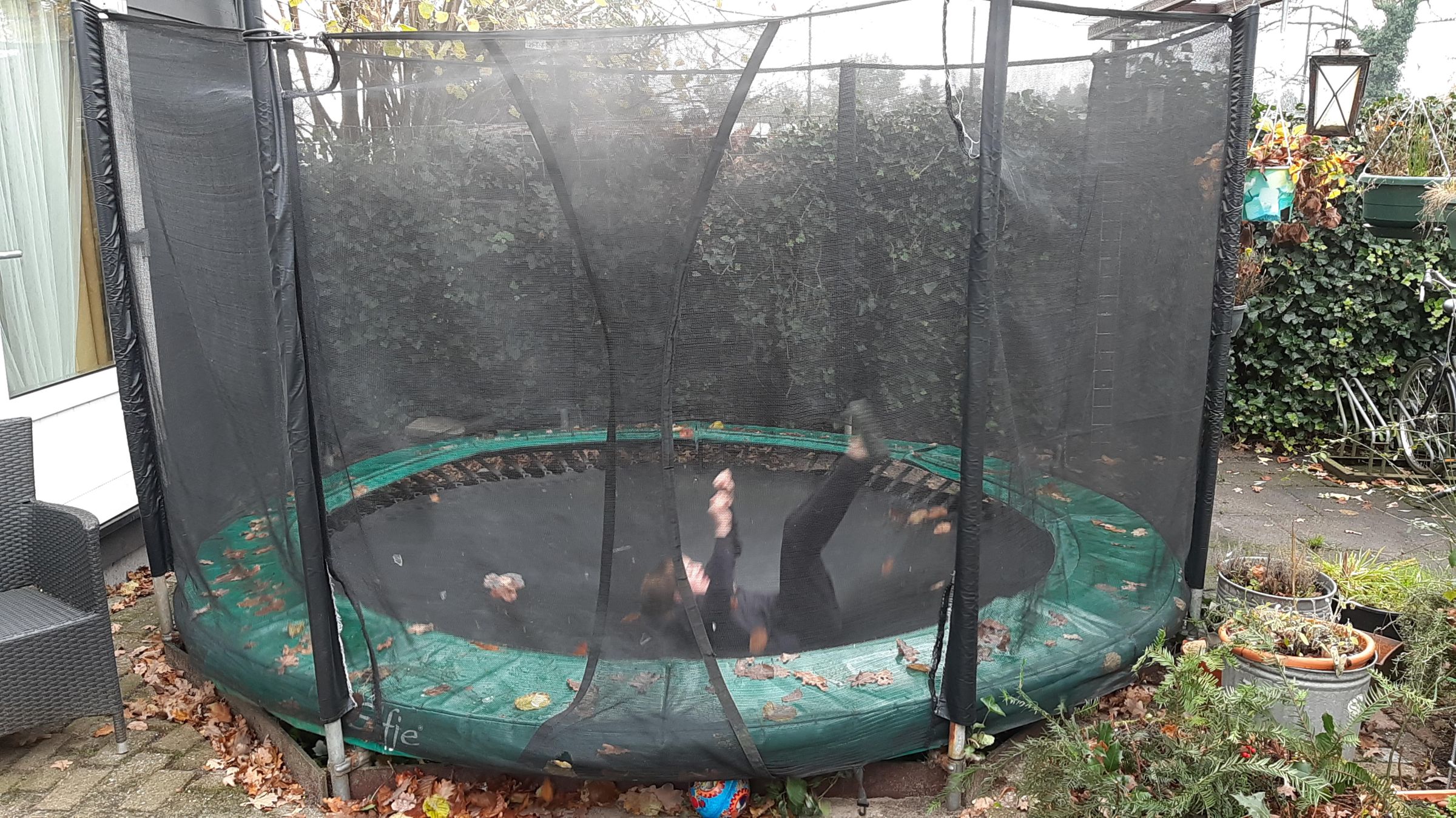 How to Do a Backflip : 7 Steps - Instructables