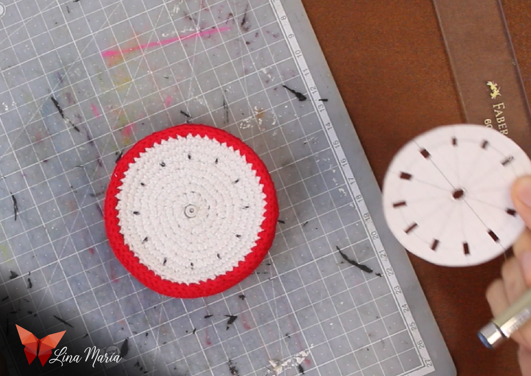 Crochet Knitting Clock ⏰ : 33 Steps (with Pictures) - Instructables