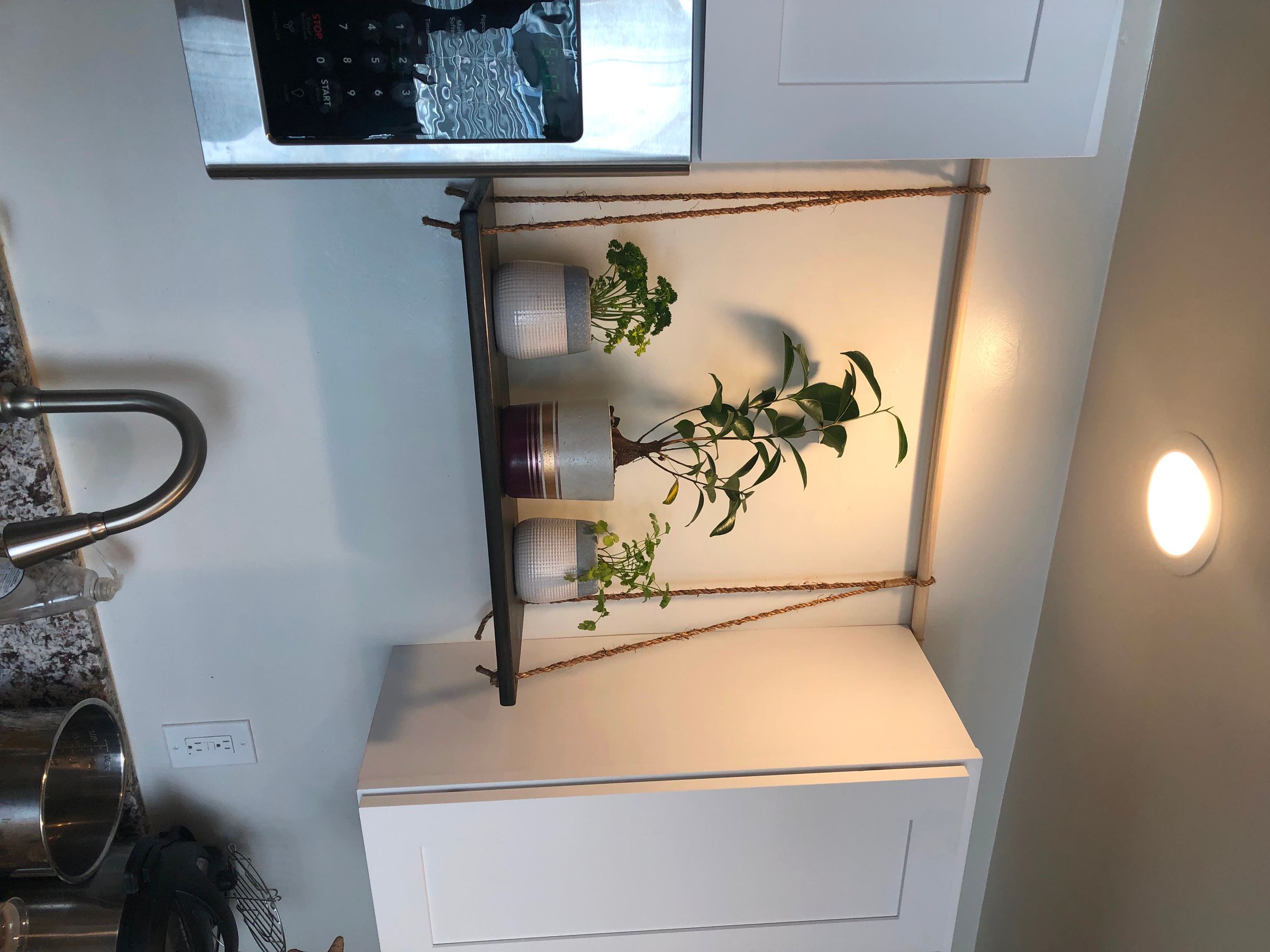 Hanging Kitchen Shelf : 7 Steps (with Pictures) - Instructables