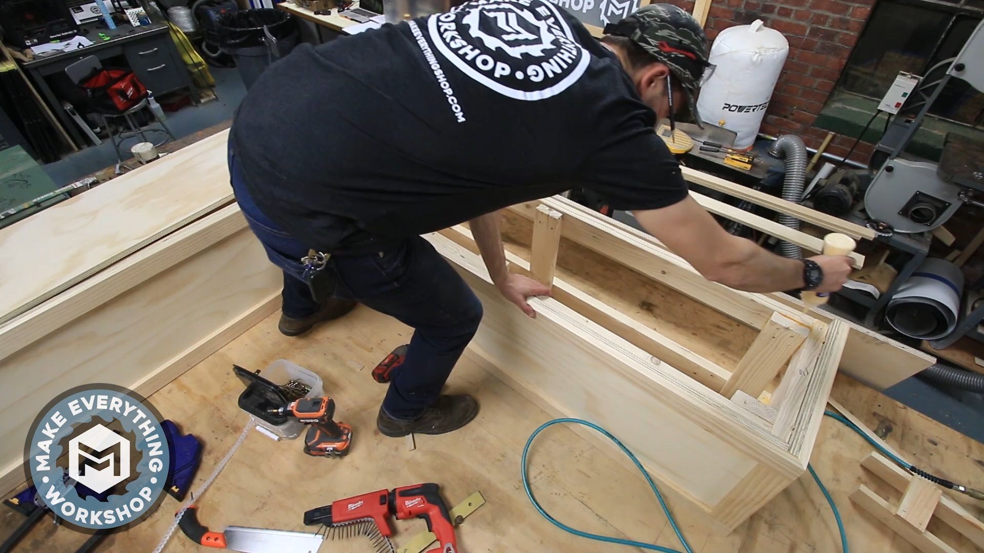 Making a Breakfast Nook (W/ Storage) & Kitchen Table : 18 Steps (with ...