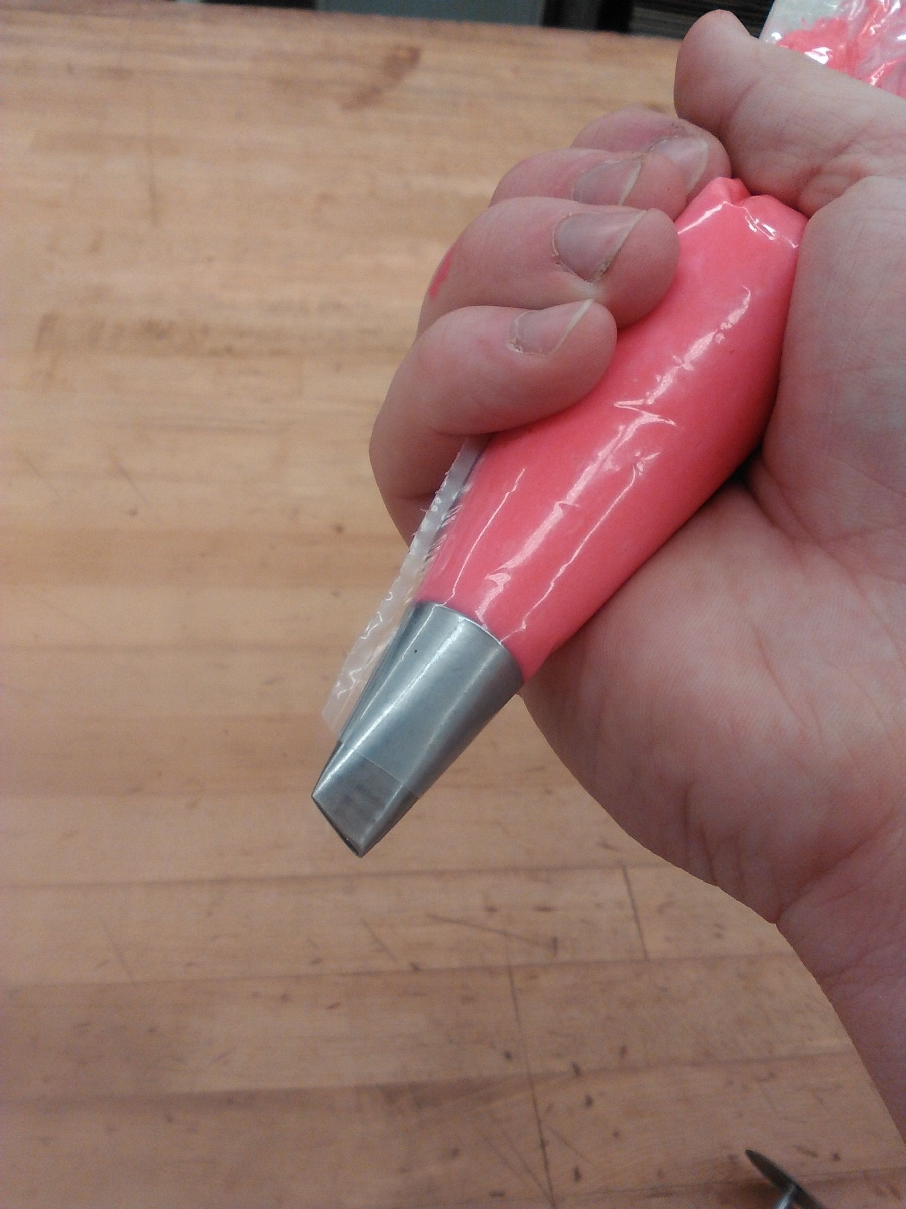 How to Pipe a Rose : 9 Steps (with Pictures) - Instructables