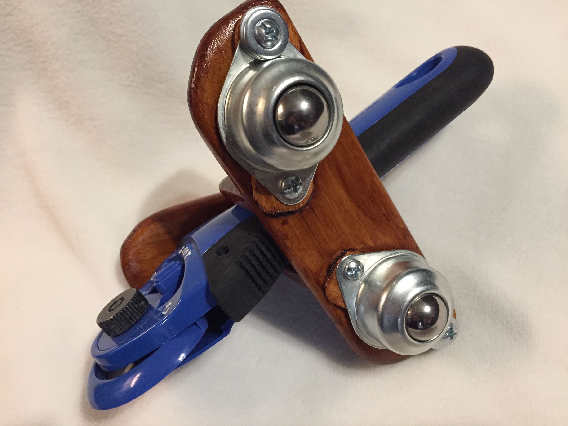 Rolling Mouse Rotary Cutter : 3 Steps (with Pictures) - Instructables