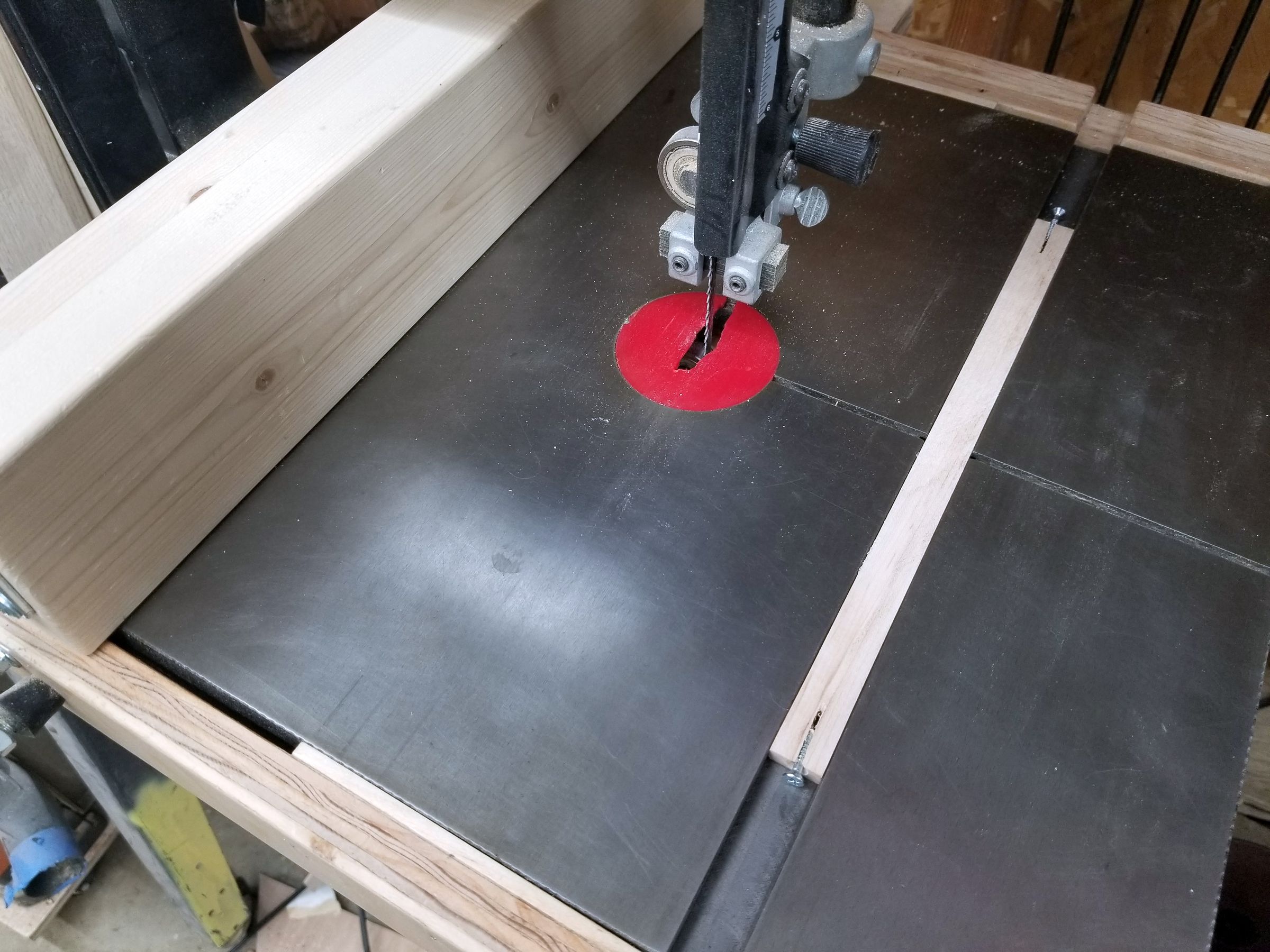 Simple Band Saw Circle Cutting Jig : 12 Steps (with Pictures ...