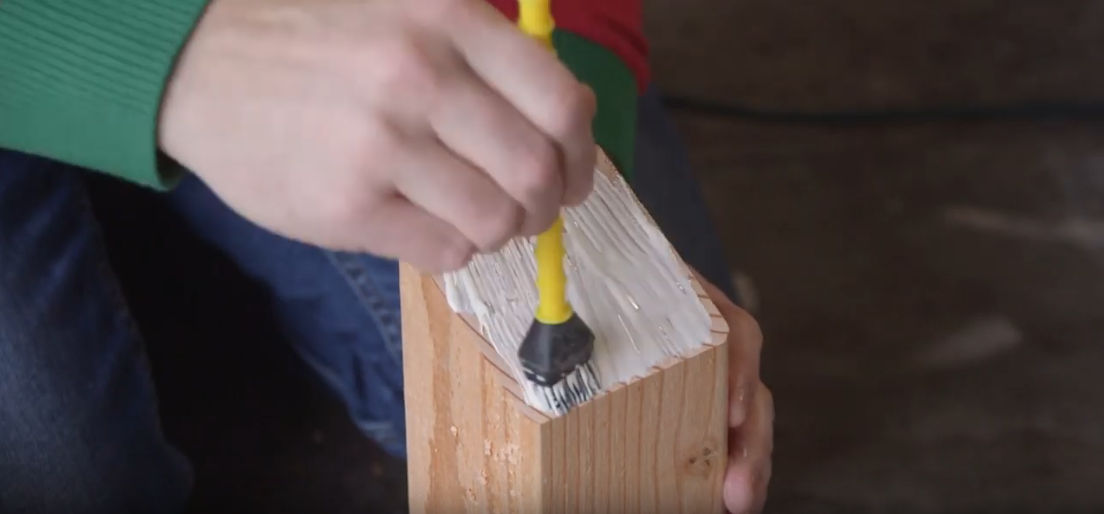 Candy Cane Post : 7 Steps - Instructables