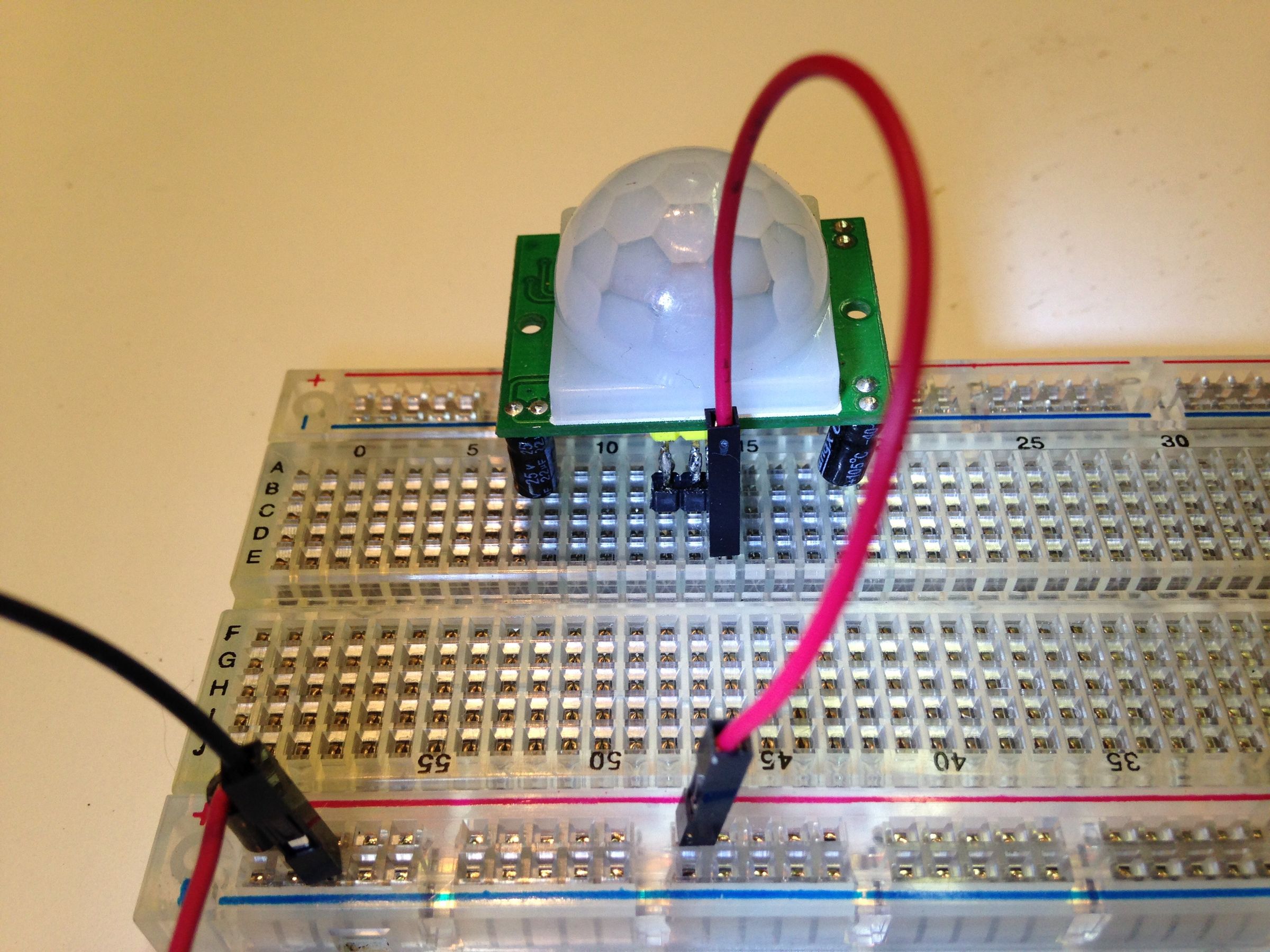 Simple Arduino PIR Motion Detector Module Demo : 5 Steps - Instructables