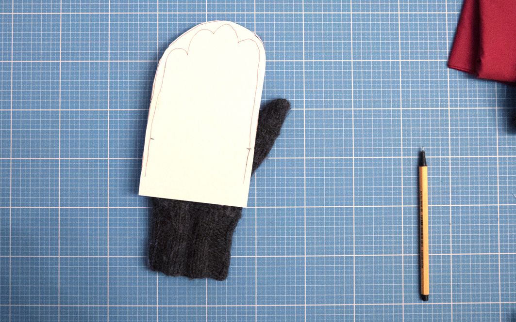 Turn Your Gloves Into Temporary Mittens : 7 Steps (with Pictures ...