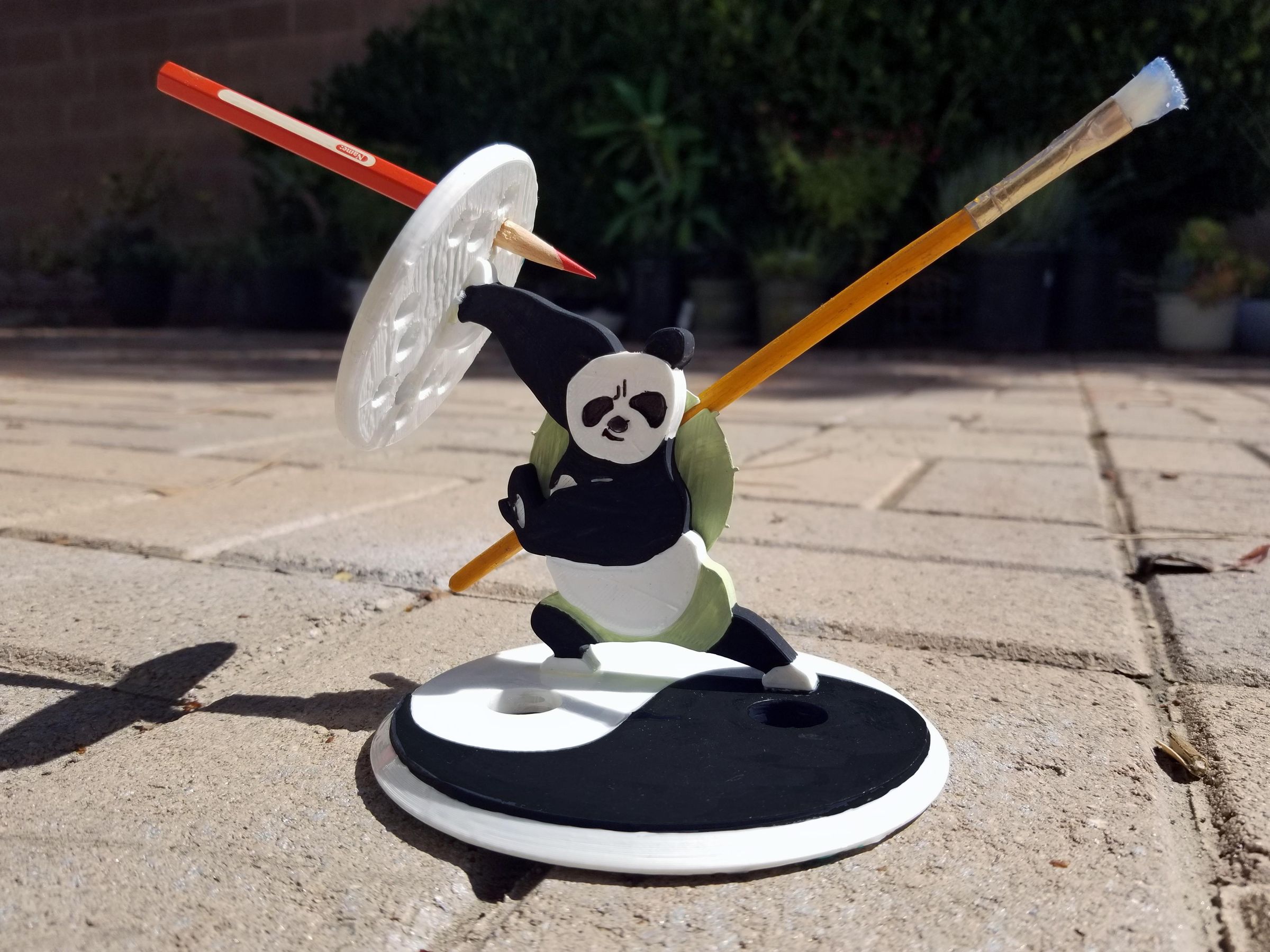 Panda Master Pencil and Paintbrush Holder : 4 Steps - Instructables