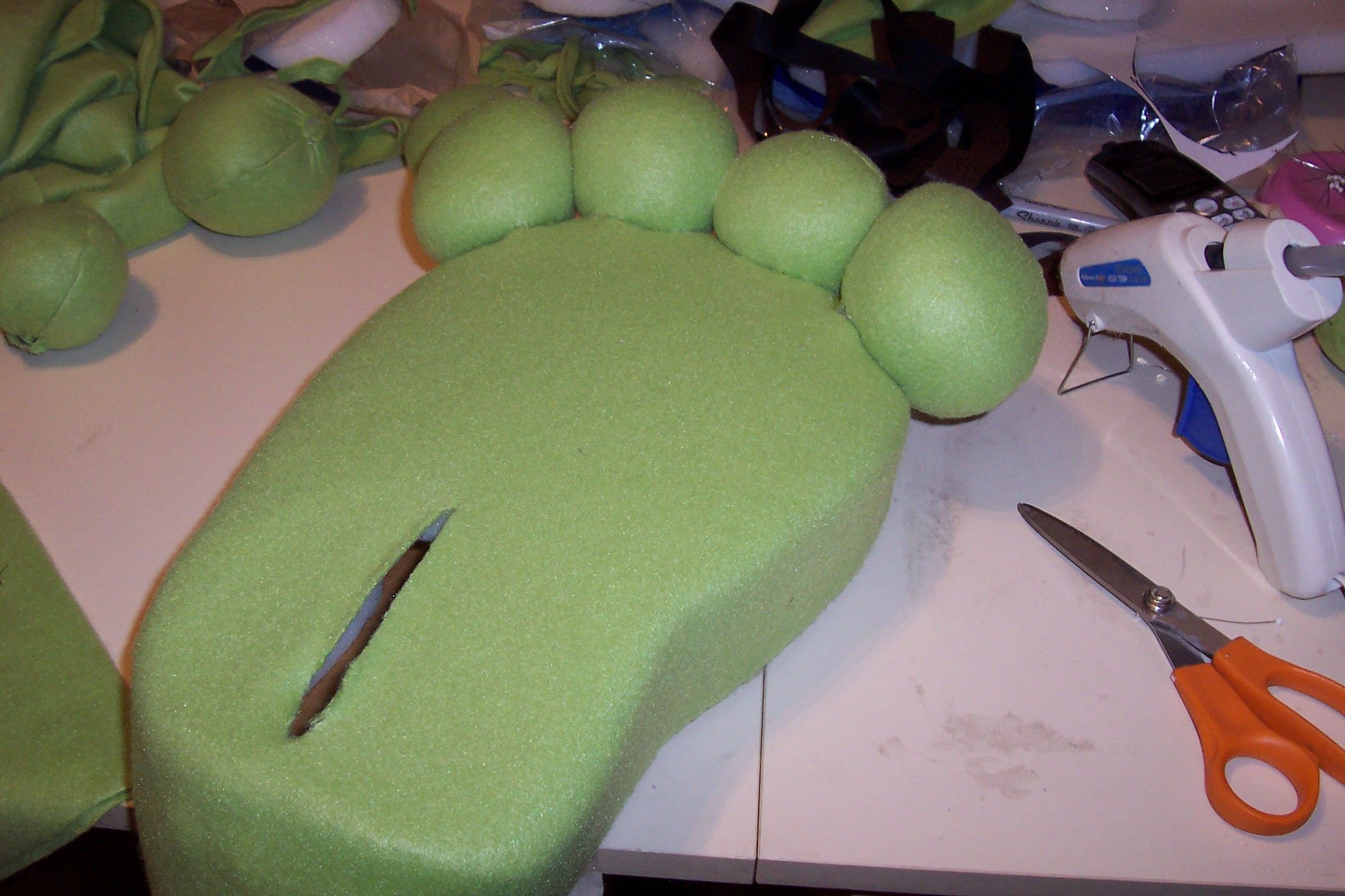 How to Make Monster Feet : 10 Steps - Instructables