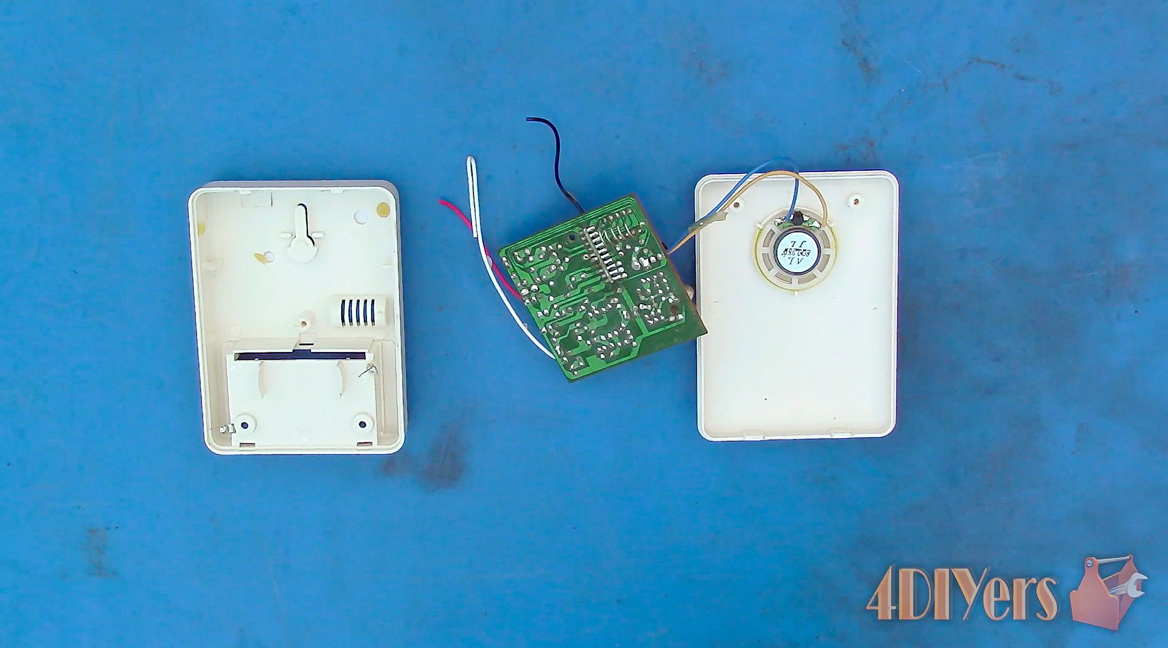 How to Desolder Electronic Components : 5 Steps (with Pictures) - Instructables