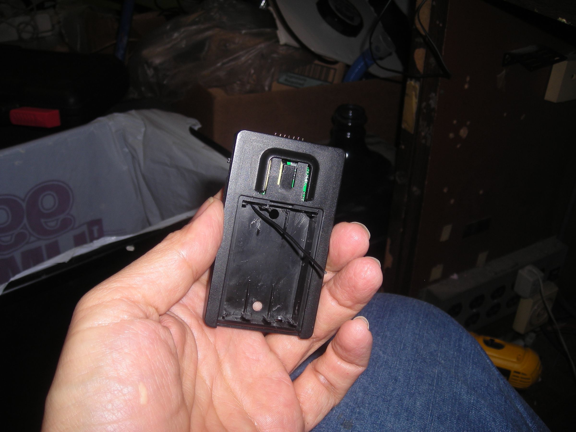 ElectroLuminescent Bumper Sticker : 6 Steps (with Pictures) - Instructables