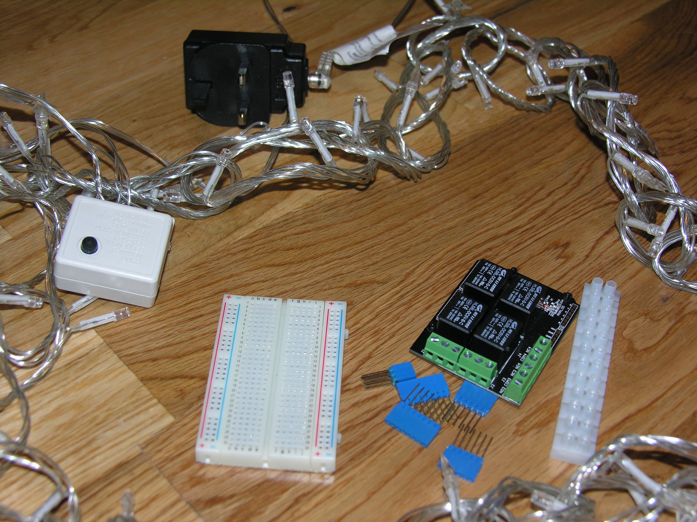 Arduino Controlled Flashing Christmas Fairy Lights With Jingle Bells ...