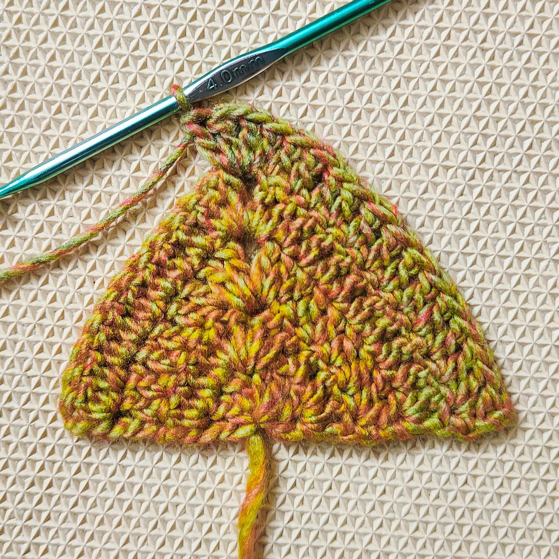 Easy and Simple Crochet Triangle Shawl : 5 Steps (with Pictures ...