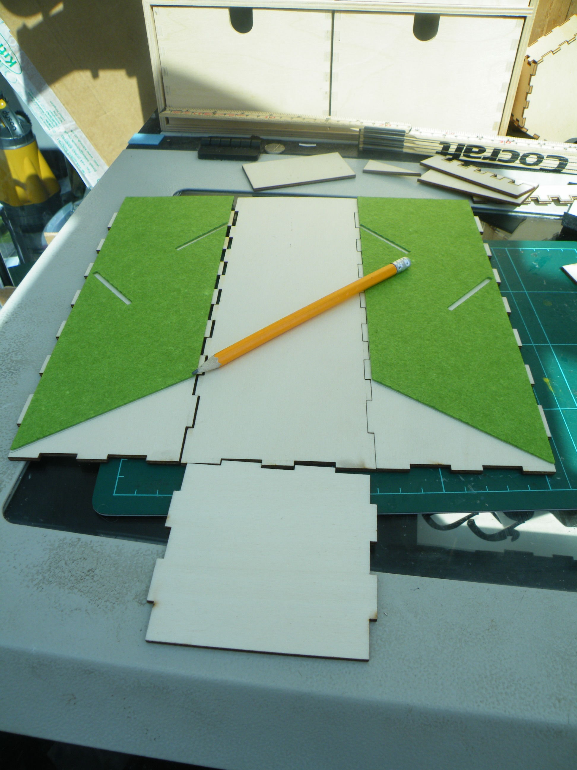 Dice Tower : 17 Steps (with Pictures) - Instructables