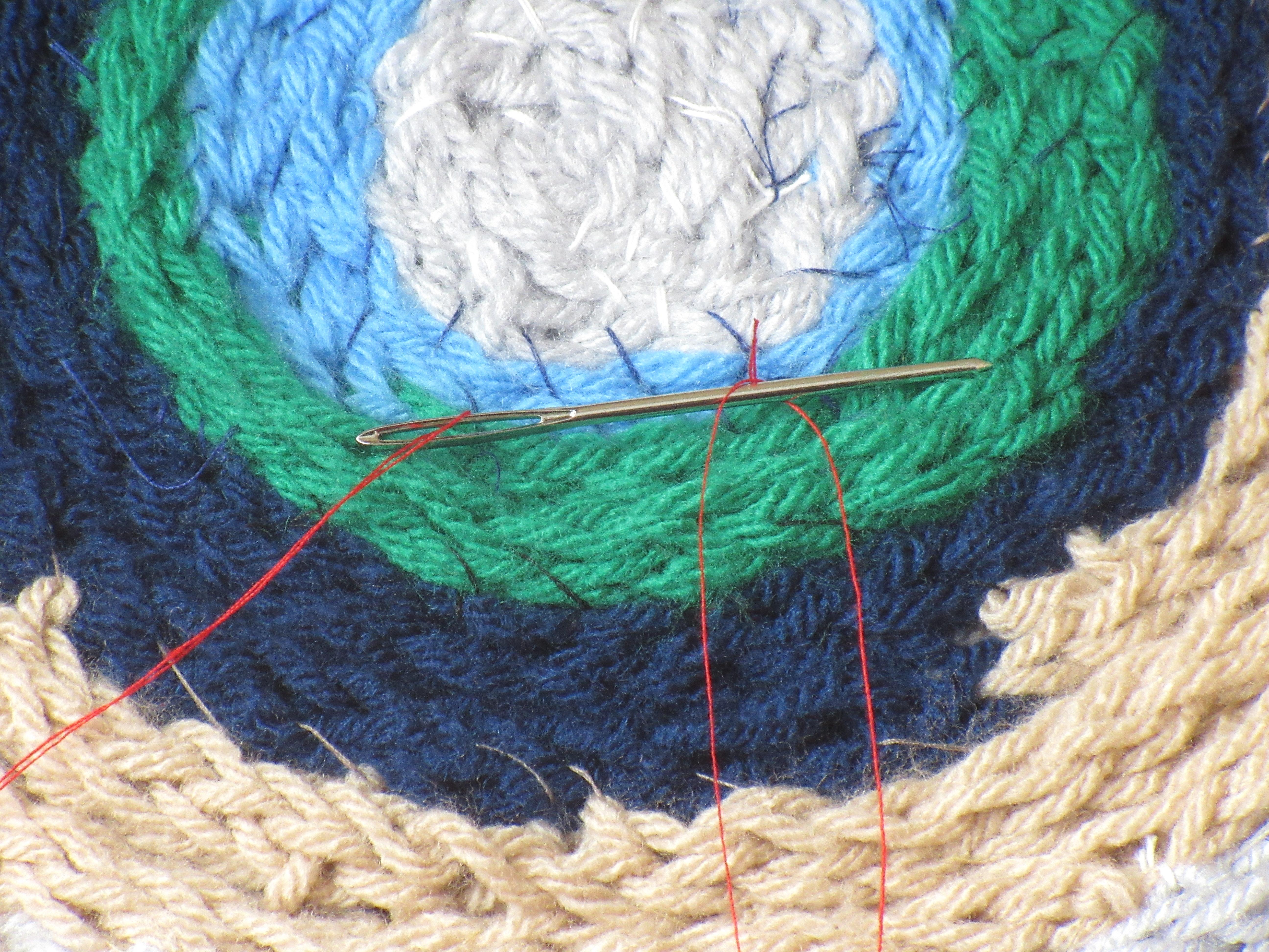 How to Make Your Own French Knitted Rug : 9 Steps (with Pictures ...