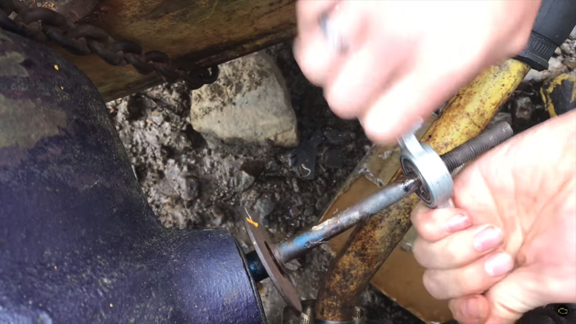 STOP Fighting Rusty Parts DISSOLVE THE RUST : 5 Steps - Instructables