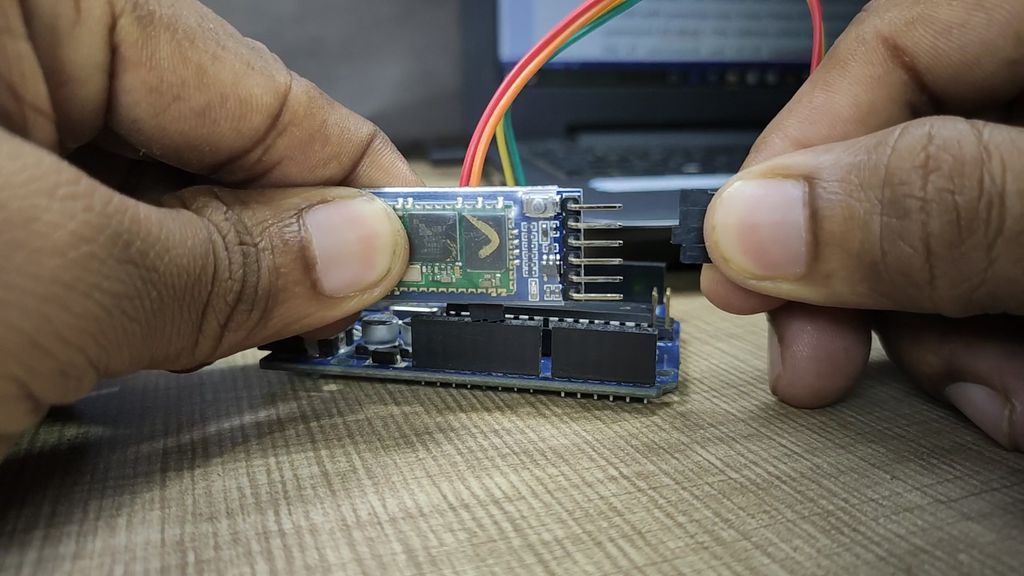 Easiest Way to Make a Gesture Control Robot: 7 Steps (with Pictures)