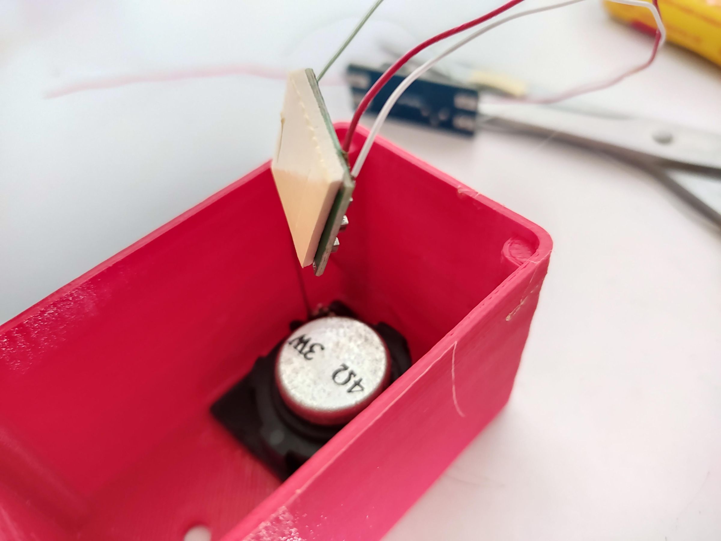 Diy 3D Printed Bluetooth Speakers From Old Earpods : 7 Steps (with ...