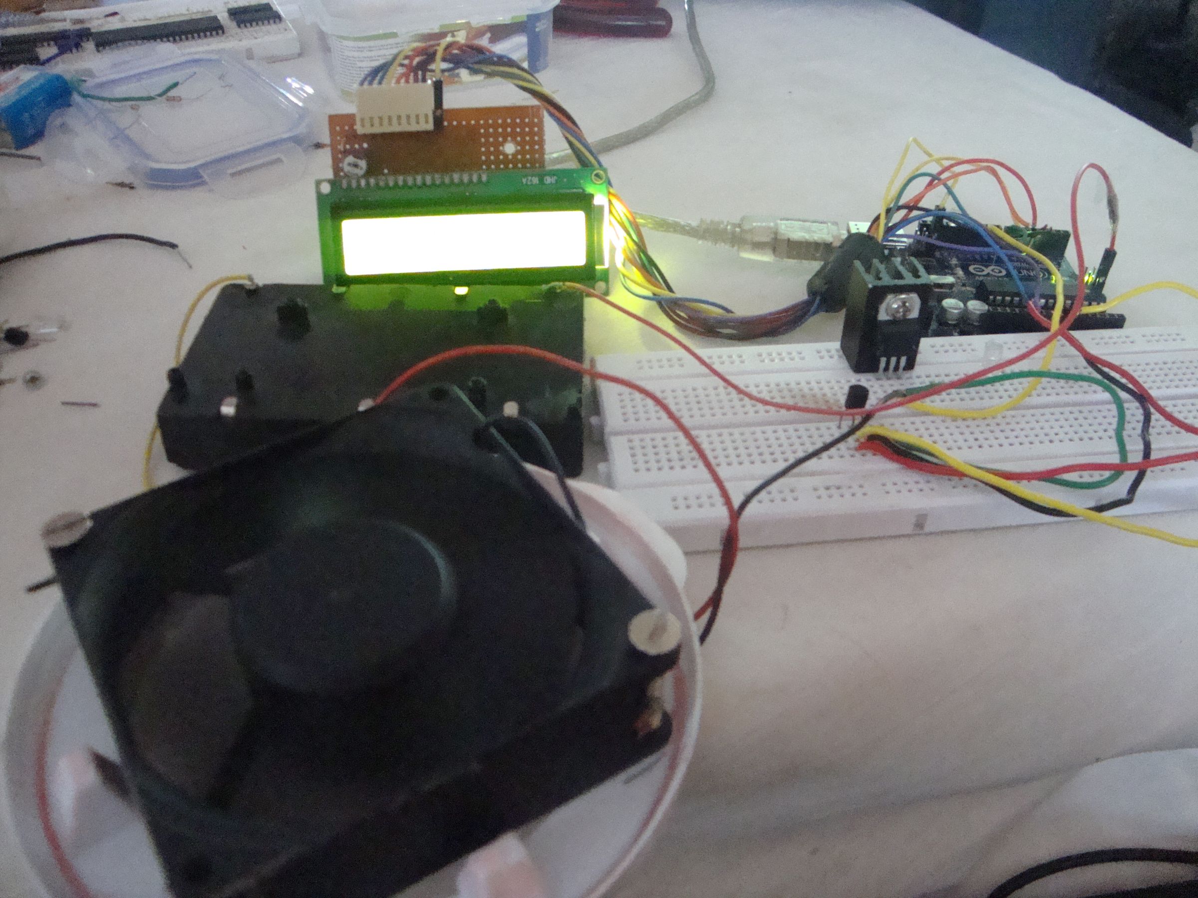 Automatic Temperature Sensor : 4 Steps - Instructables