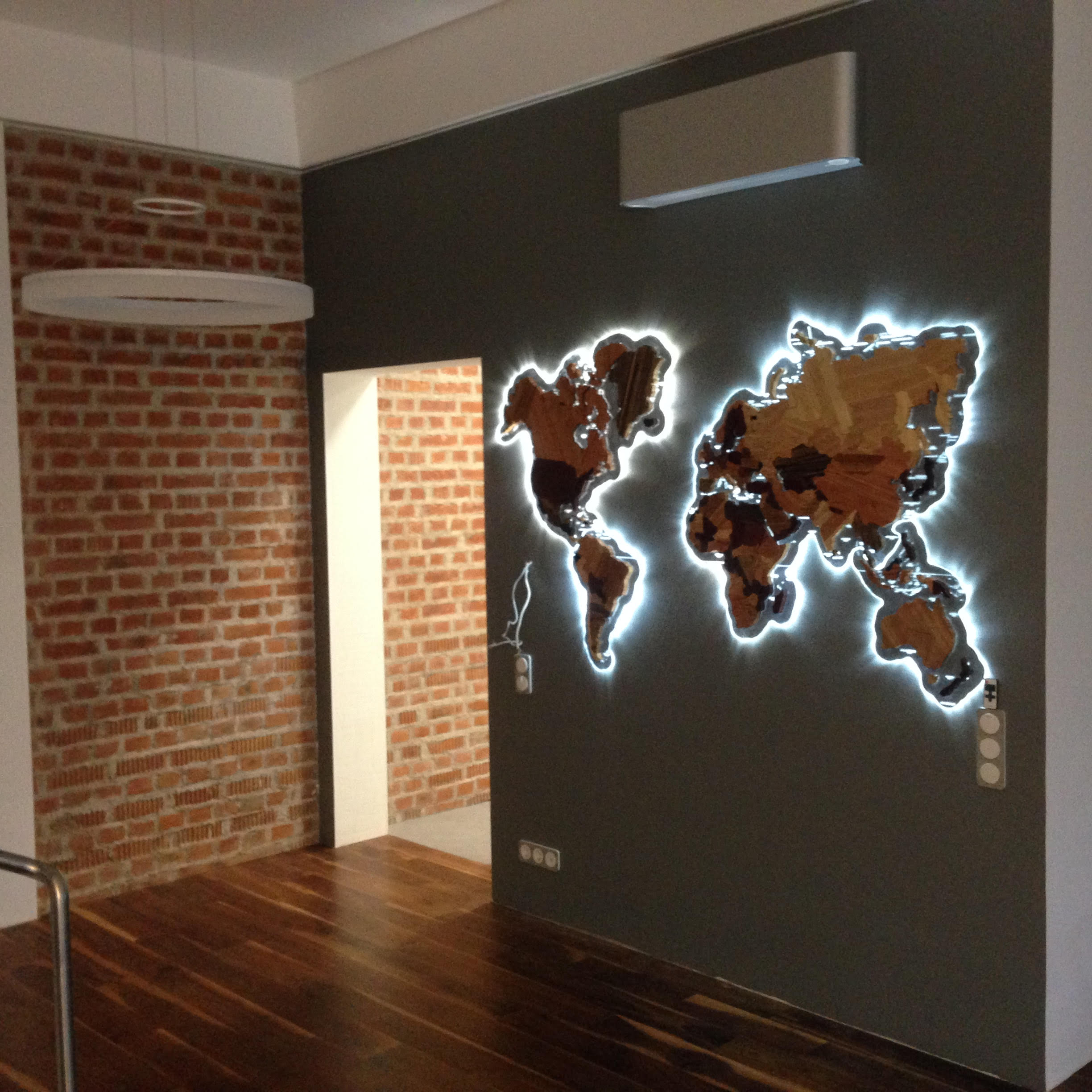 Wooden World Map. : 11 Steps - Instructables