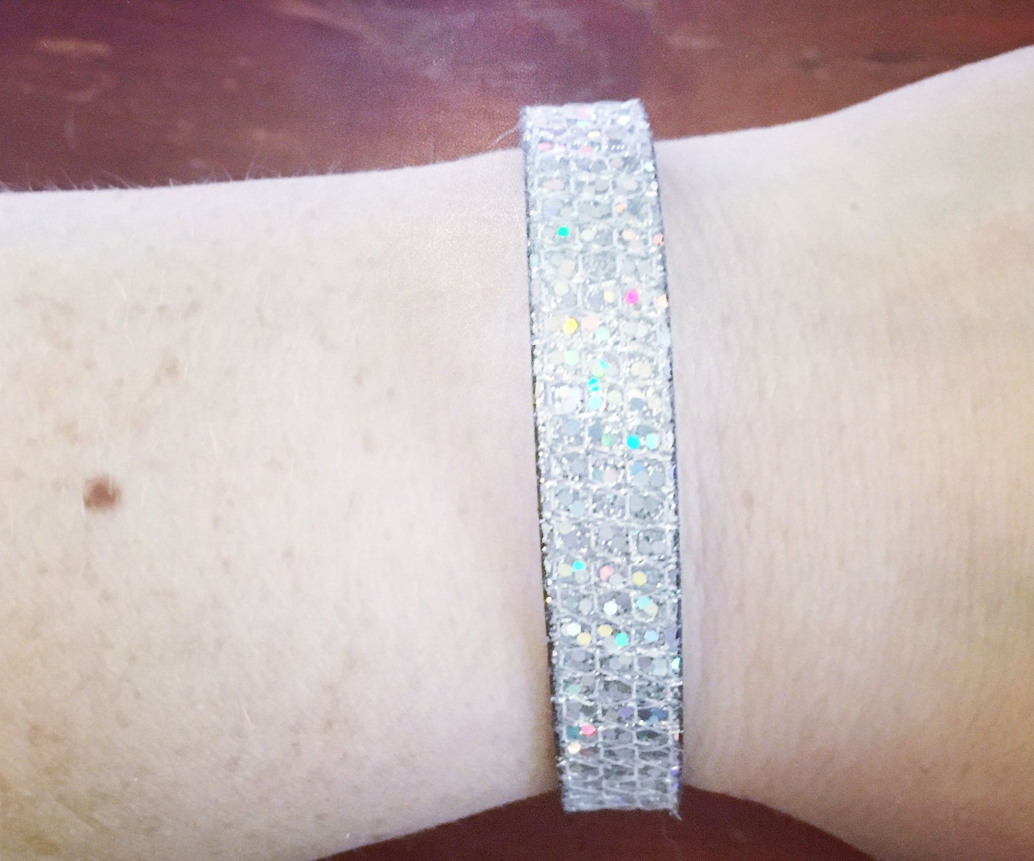 Easy Leather Snap Cuff : 5 Steps (with Pictures) - Instructables