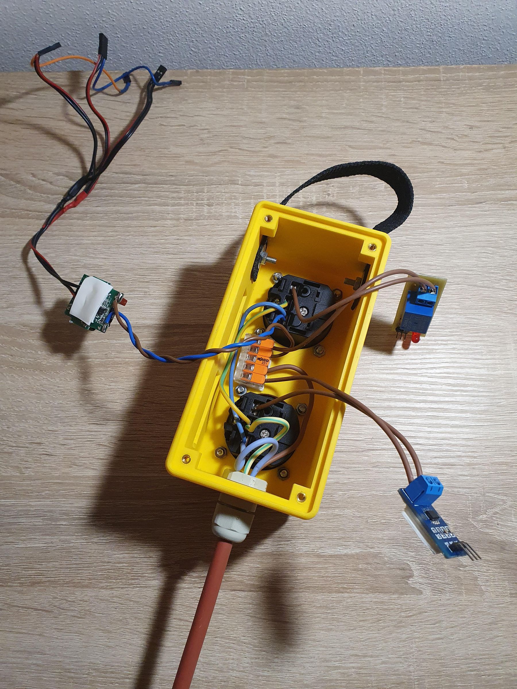Automated Vacuum Switch : 6 Steps - Instructables