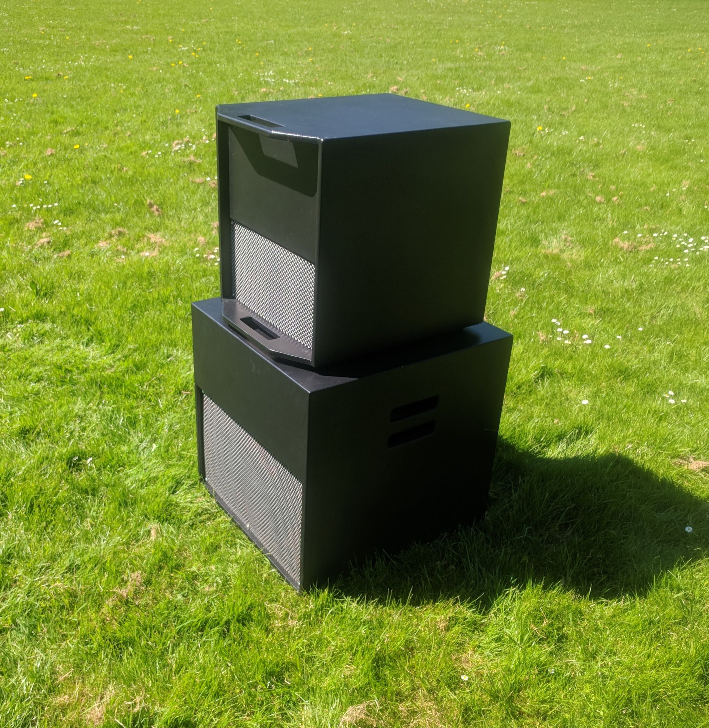 Building a Cubo 18 and Modified Cubo 8 Subwoofer : 5 Steps - Instructables