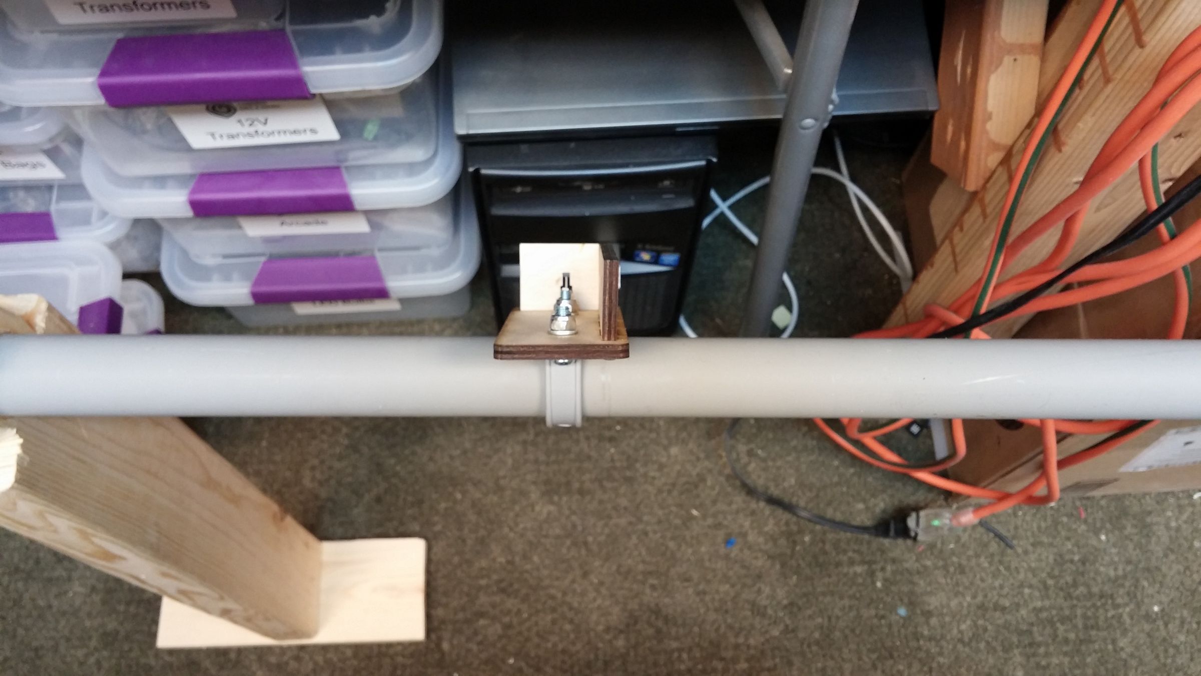 PVC Articulating Lights Mount : 7 Steps (with Pictures) - Instructables