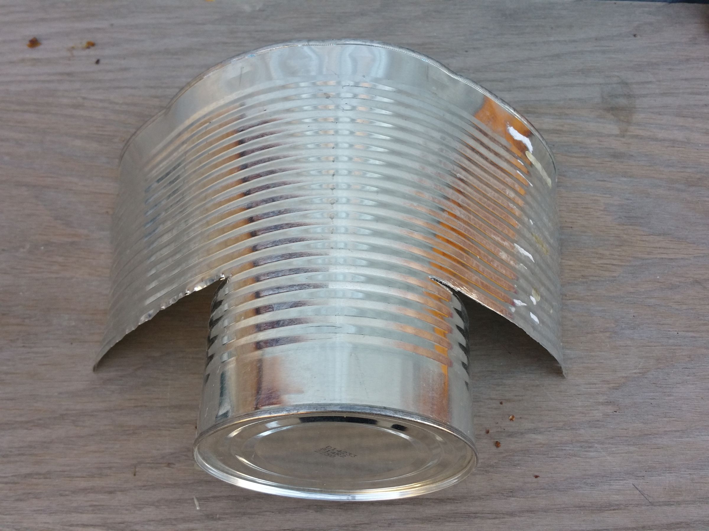 Hungry Cat Tin Can Feeder : 8 Steps (with Pictures) - Instructables