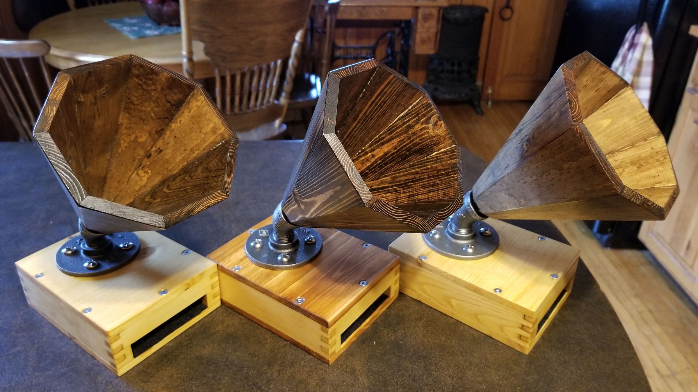 Cell Phone Gramophone : 30 Steps (with Pictures) - Instructables