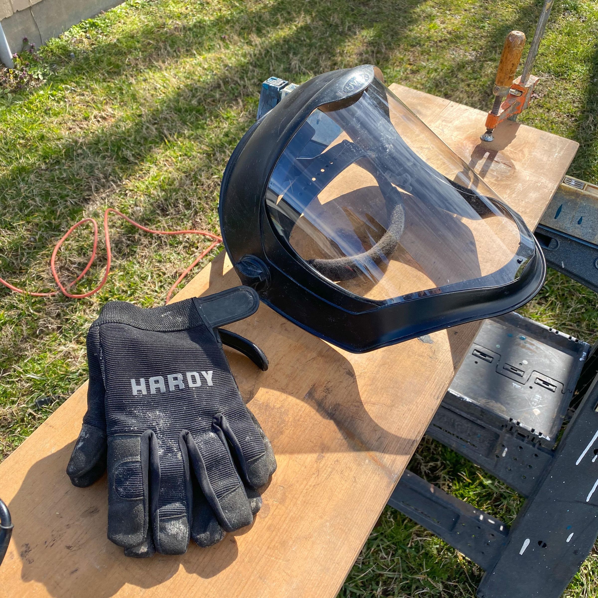 How to Make a Ulu Knife From a Old Saw Blade Plus a Bonus Cutting Board ...