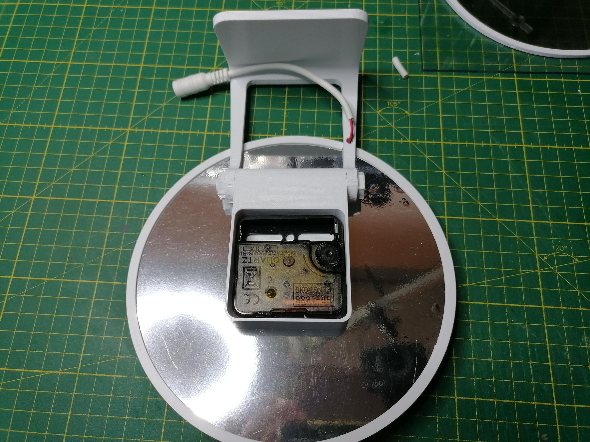 Polarizer Clock : 7 Steps (with Pictures) - Instructables