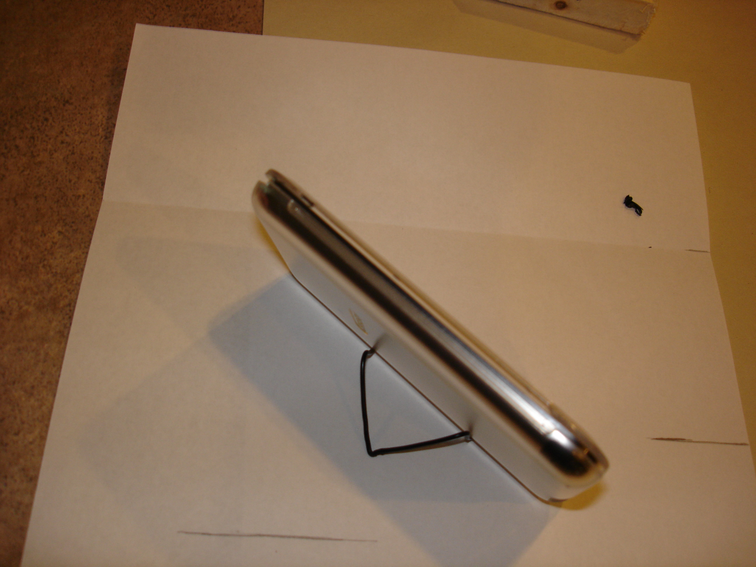 Paperclip IPod Dock : 10 Steps - Instructables