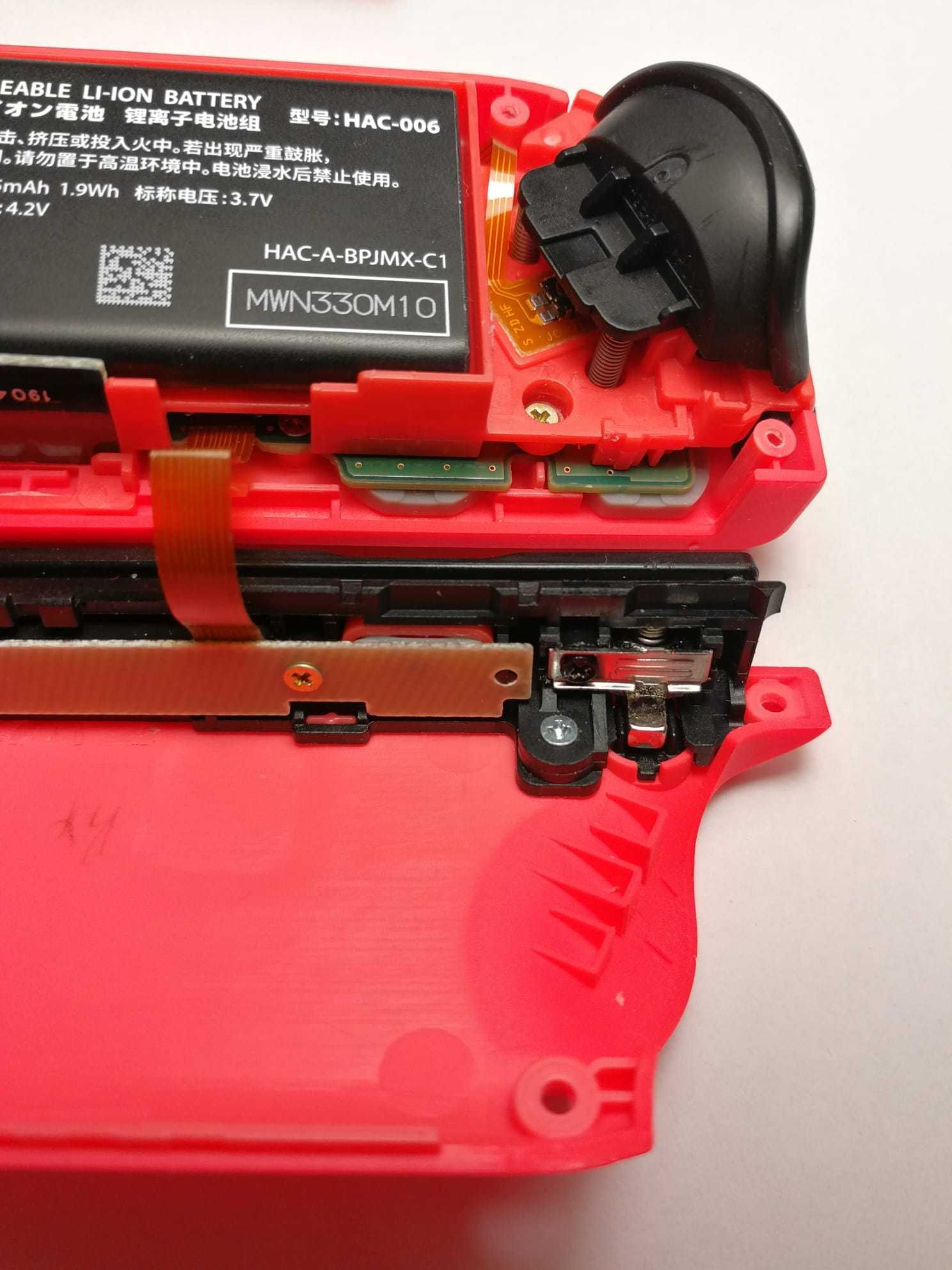 How to Add a Metal Lock to Your Joycons : 8 Steps - Instructables