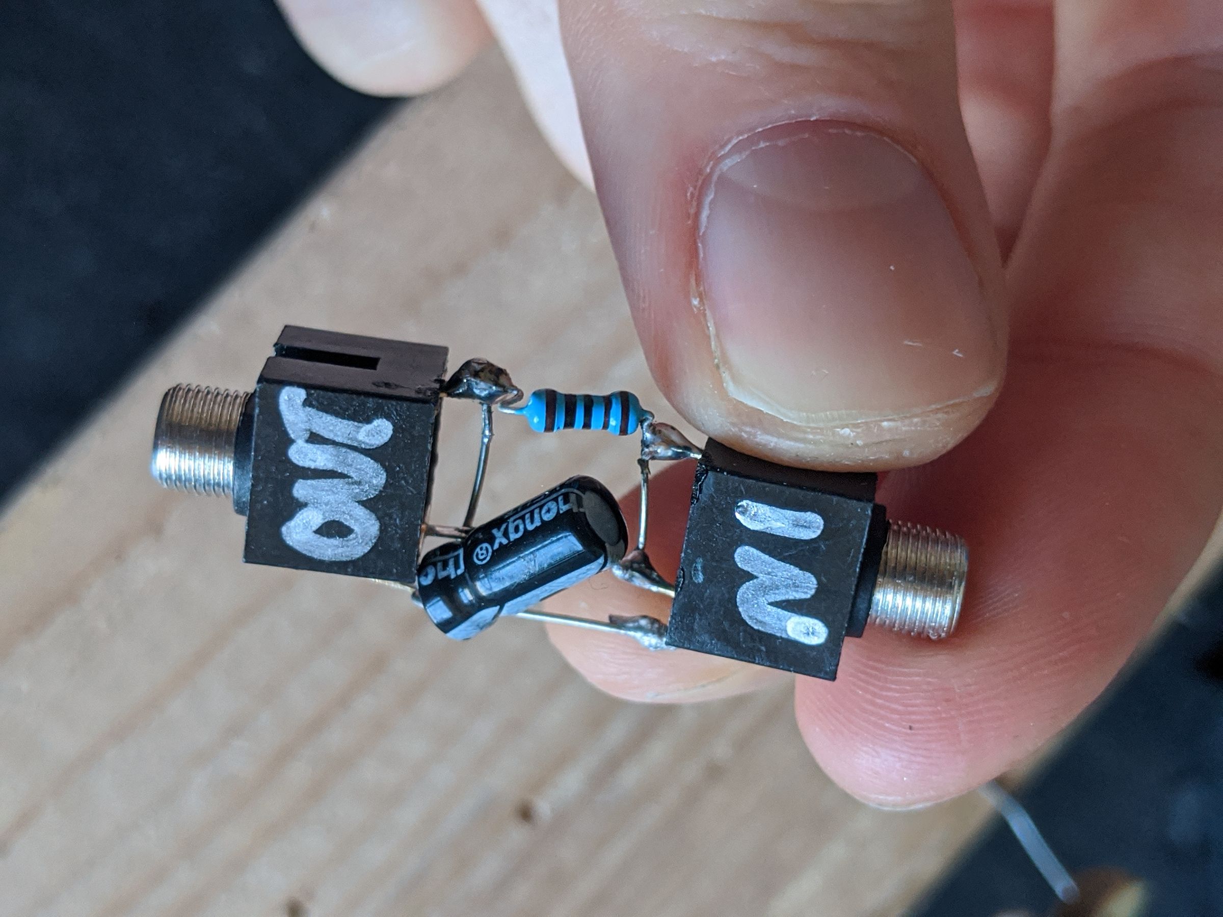 Passive Low Pass Filter for Audio Circuits (Free-Form RC Filter) : 6 ...