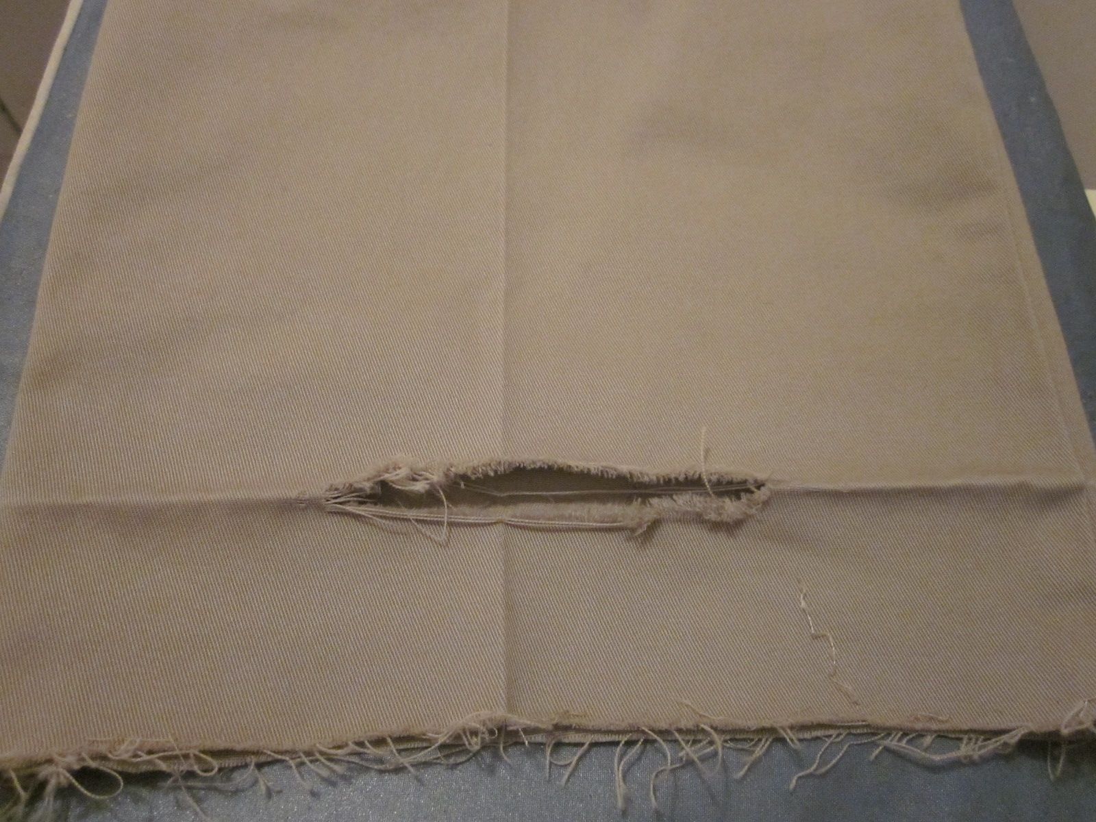 How to Mend Frayed Pants Hem : 7 Steps (with Pictures) - Instructables